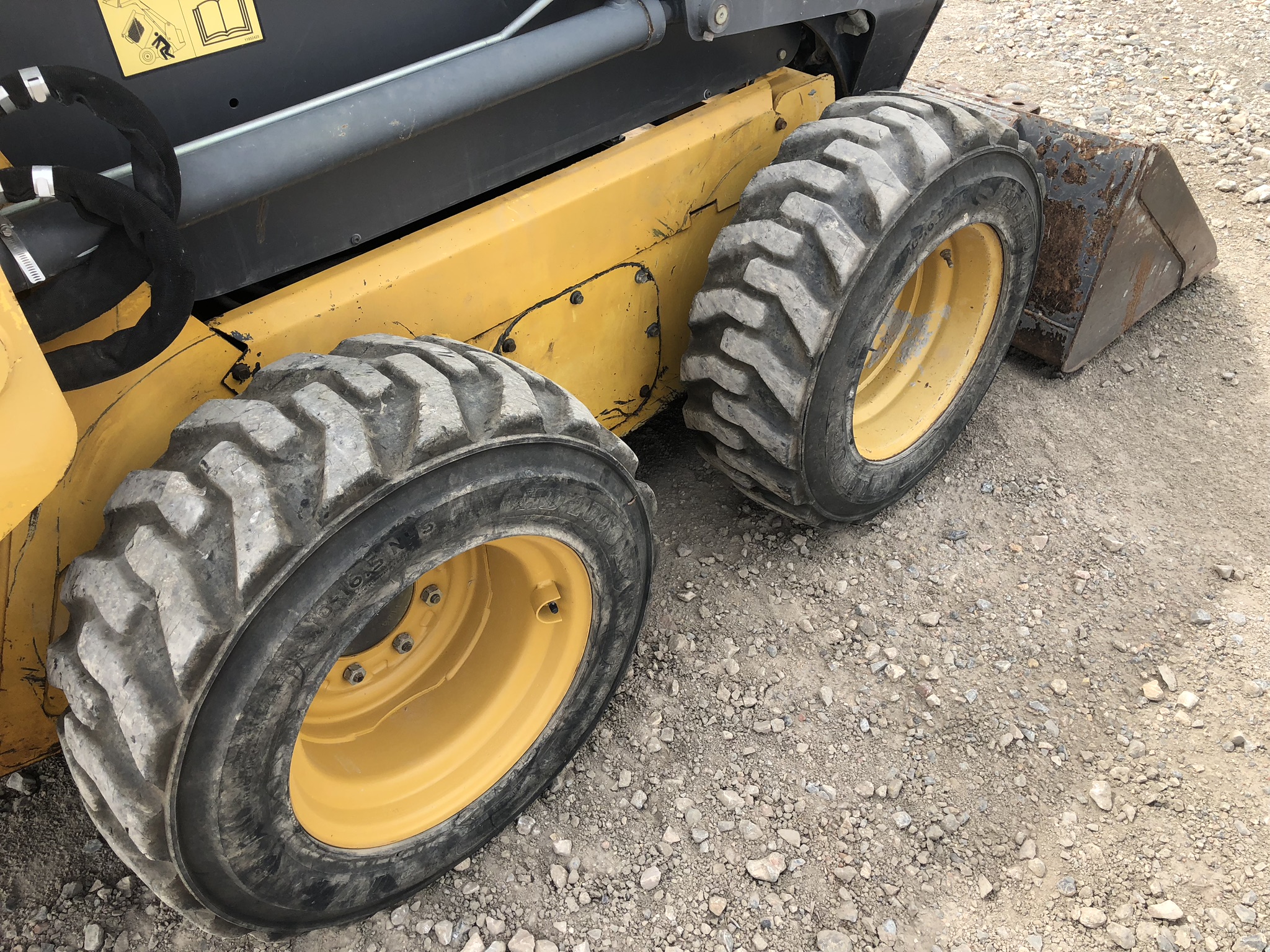 MC70-B SKID STEER LOADER - Dogface Heavy Equipment Sales