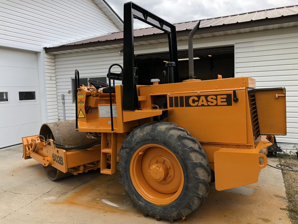 602-B 66' SMOOTH DRUM ROLLER - Dogface Heavy Equipment Sales