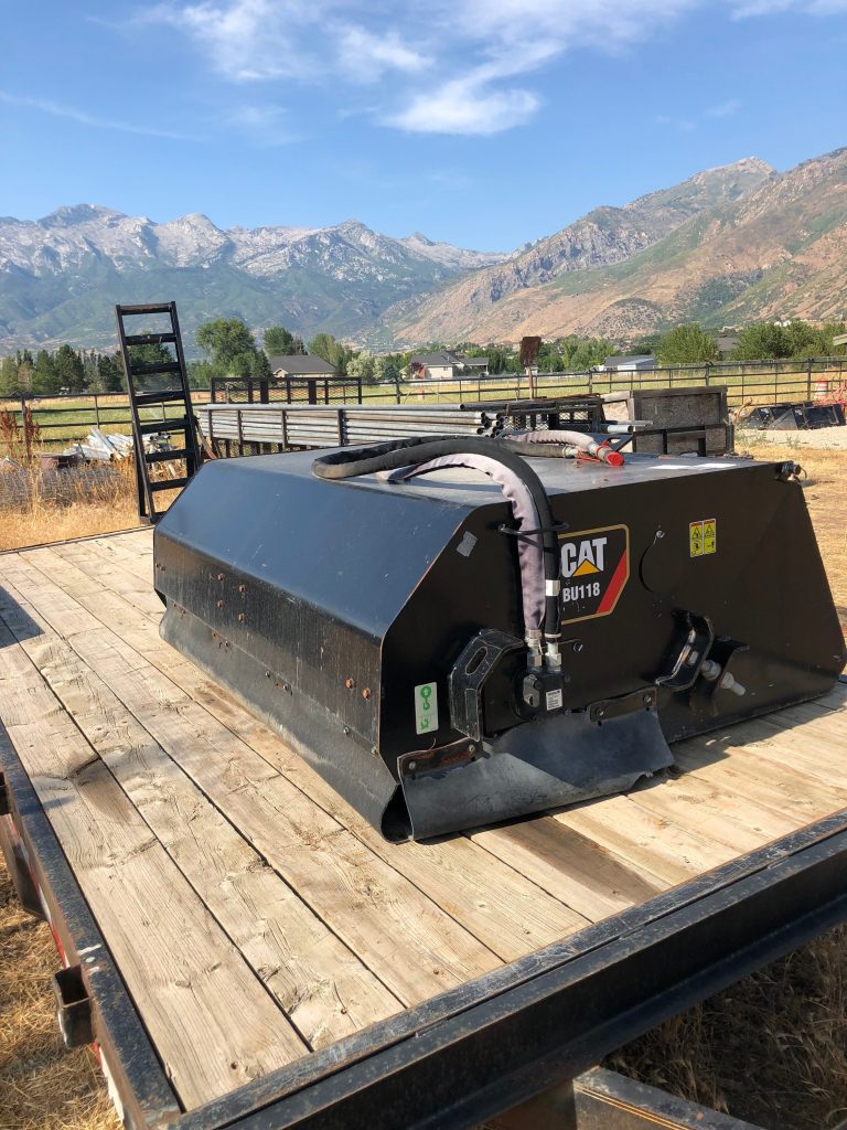 BU118 SKID STEER PICKUP BROOM - Dogface Heavy Equipment Sales