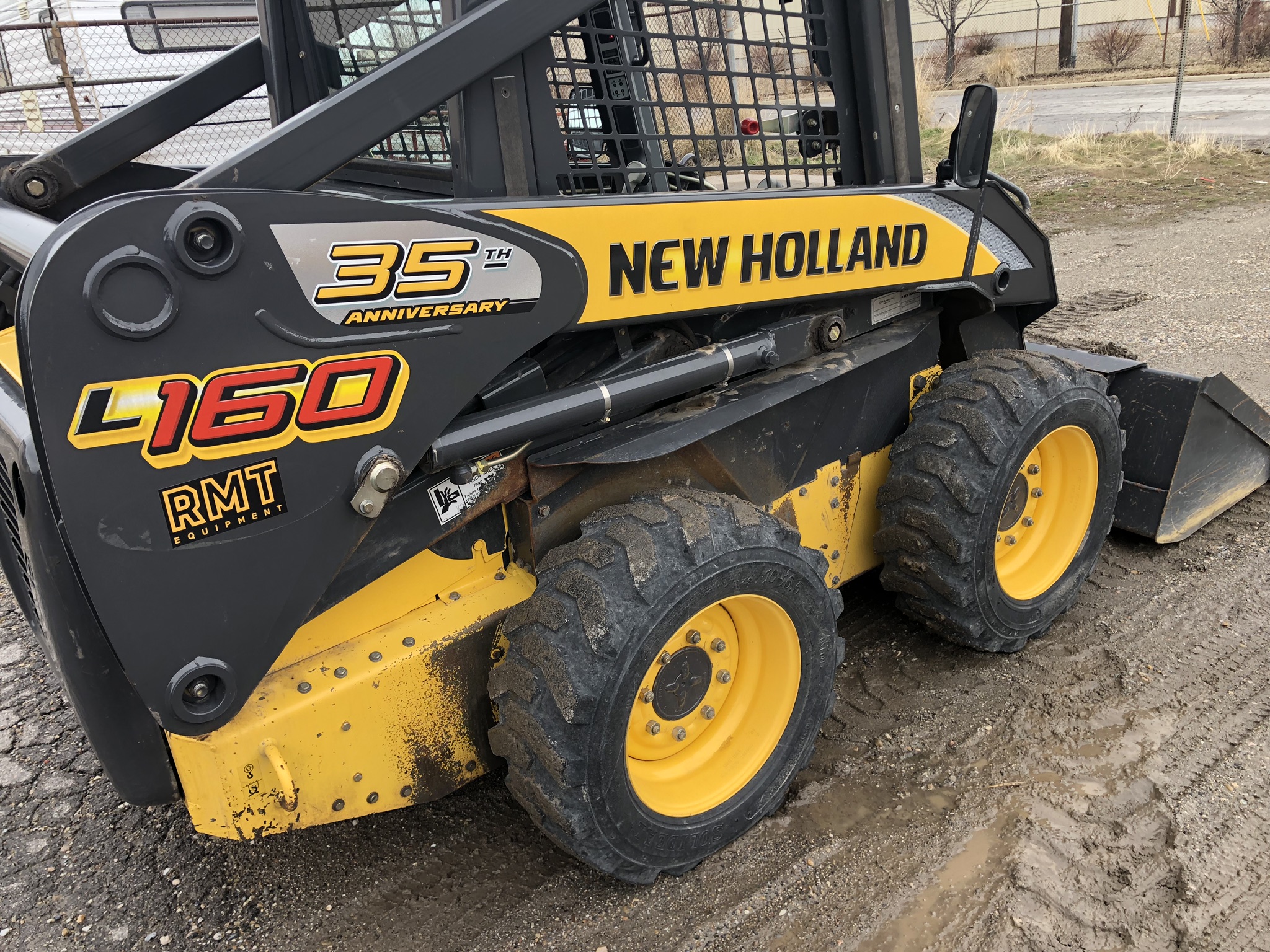 L160 SKID STEER LOADER - Dogface Heavy Equipment Sales