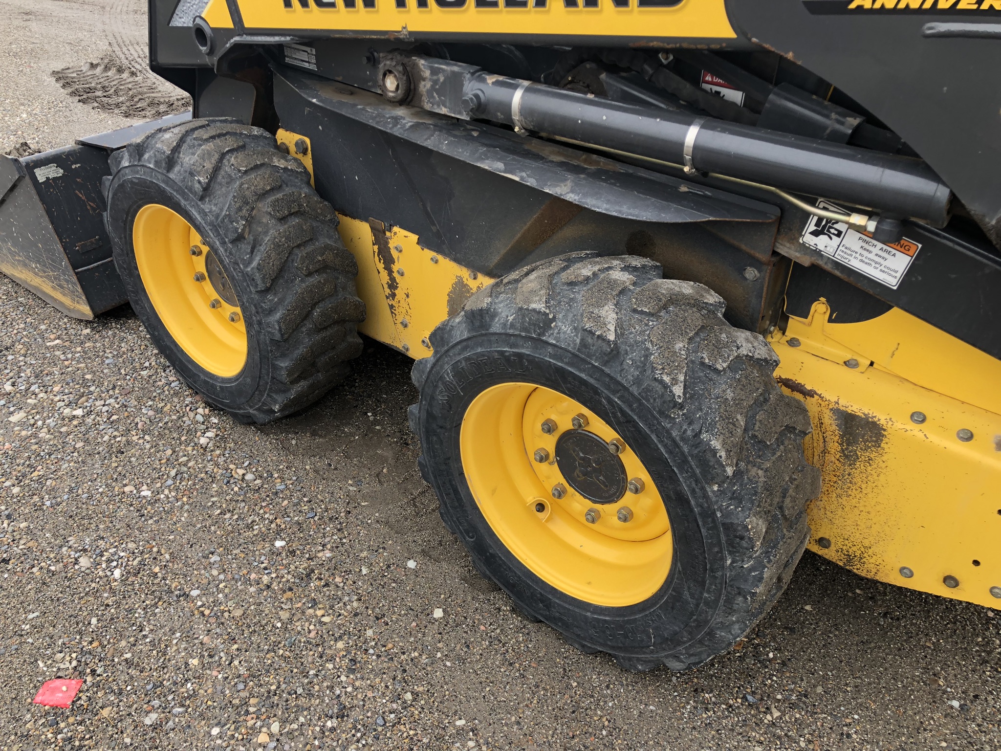 L160 SKID STEER LOADER - Dogface Heavy Equipment Sales