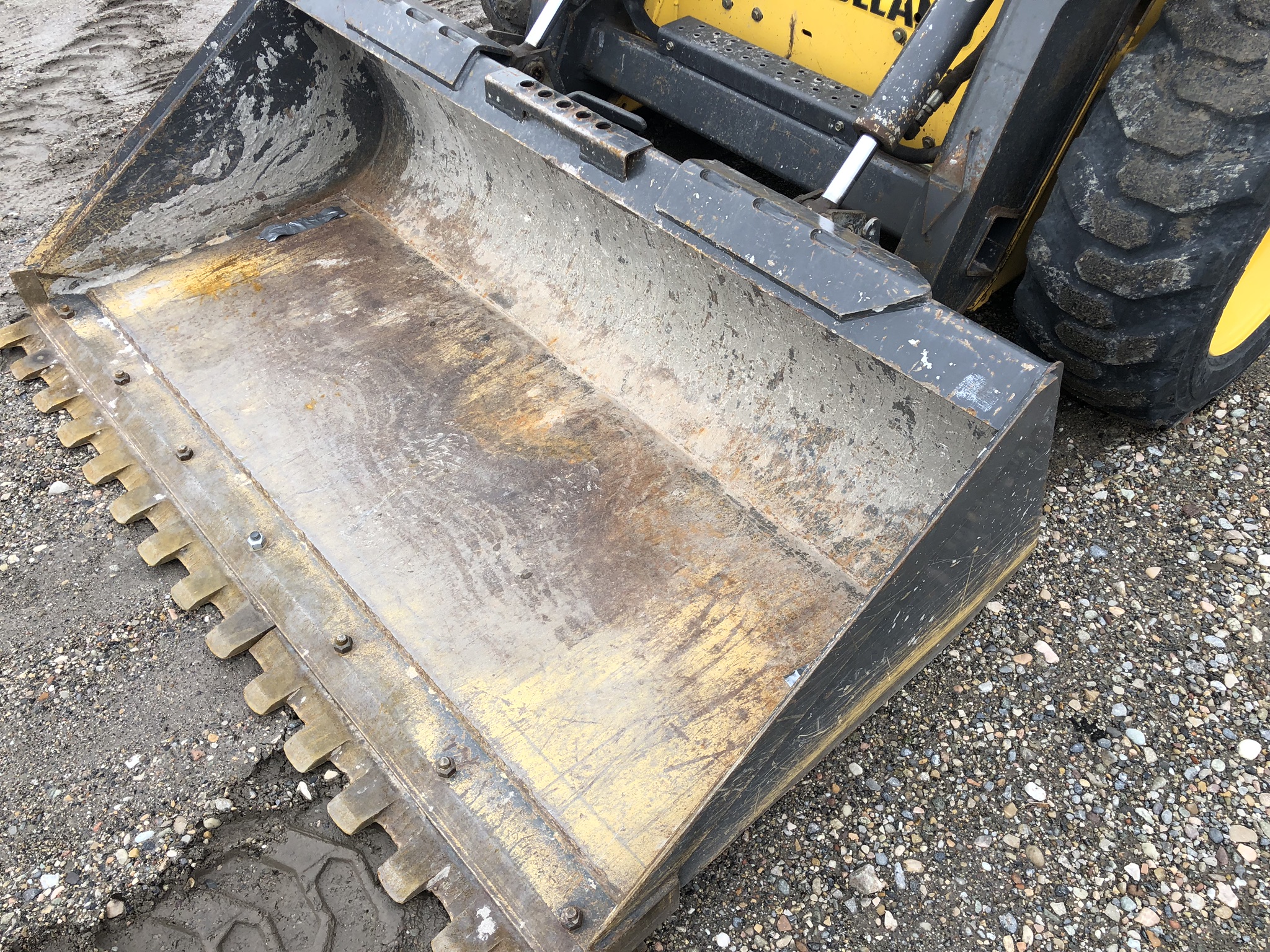 L160 SKID STEER LOADER - Dogface Heavy Equipment Sales