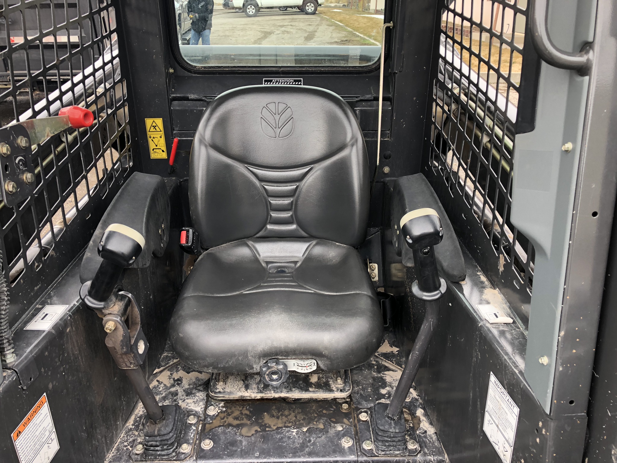 L160 SKID STEER LOADER - Dogface Heavy Equipment Sales