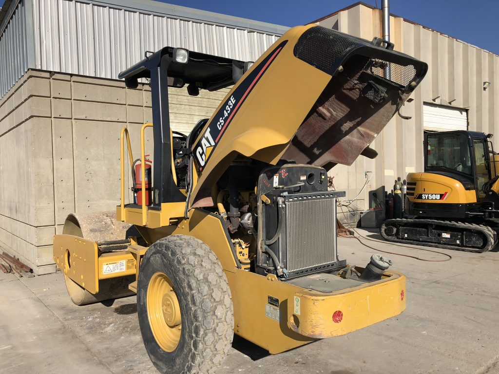 CS433-E ROLLER - Dogface Heavy Equipment Sales