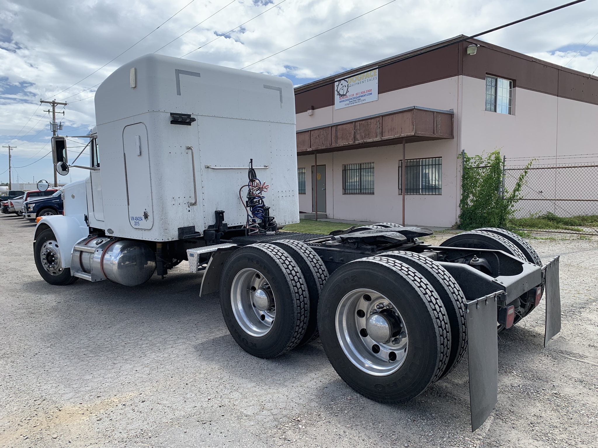 378 SHORT SLEEPER - Dogface Heavy Equipment Sales : Dogface Heavy ...