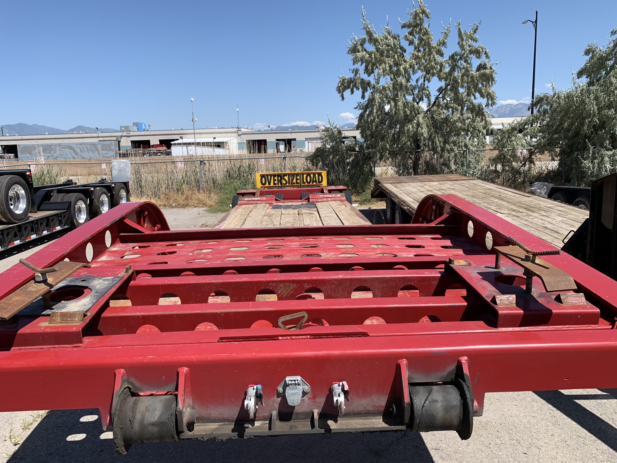 60 TON MANUAL TRAILER - Dogface Heavy Equipment Sales