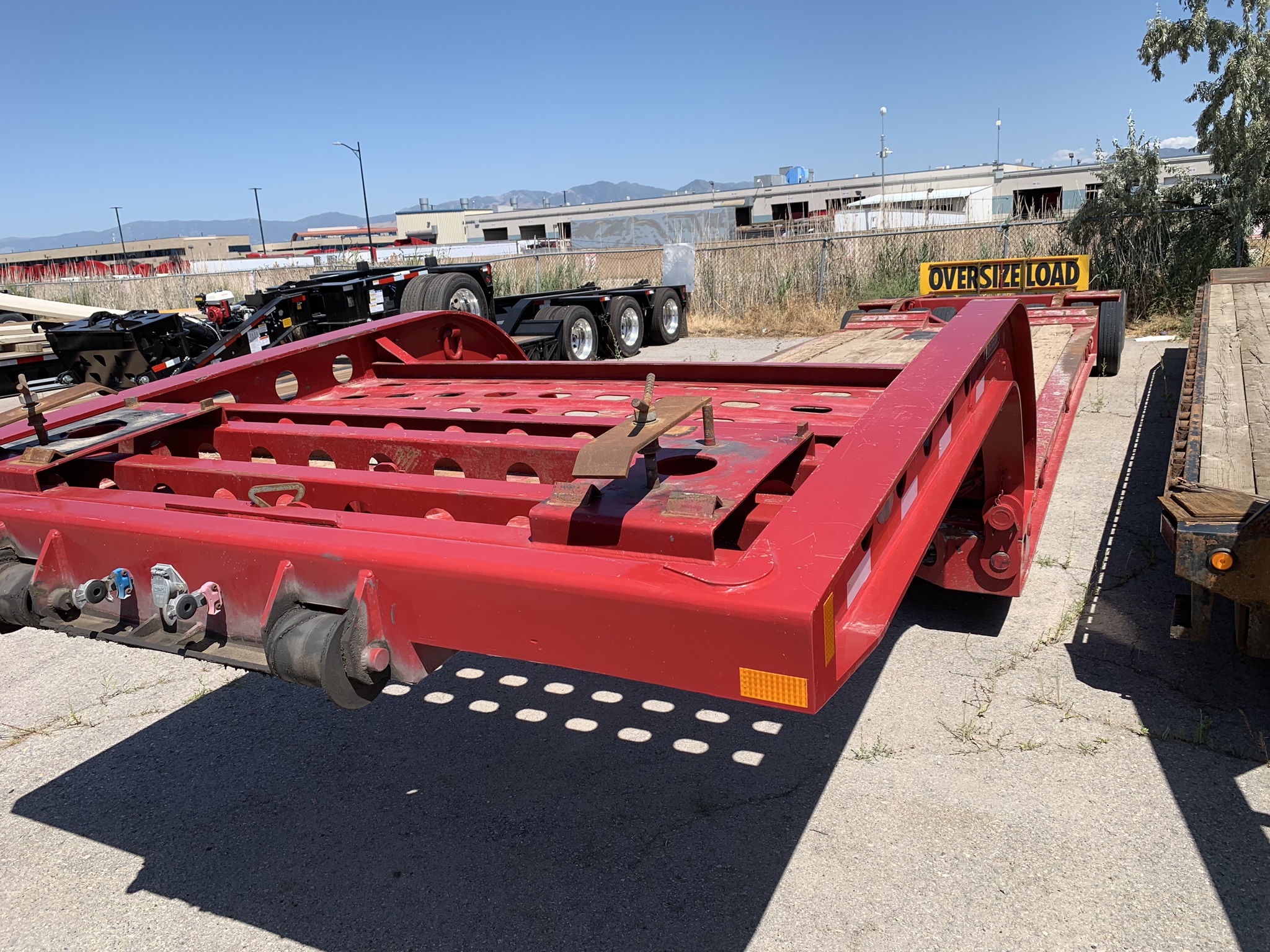 60 TON MANUAL TRAILER - Dogface Heavy Equipment Sales