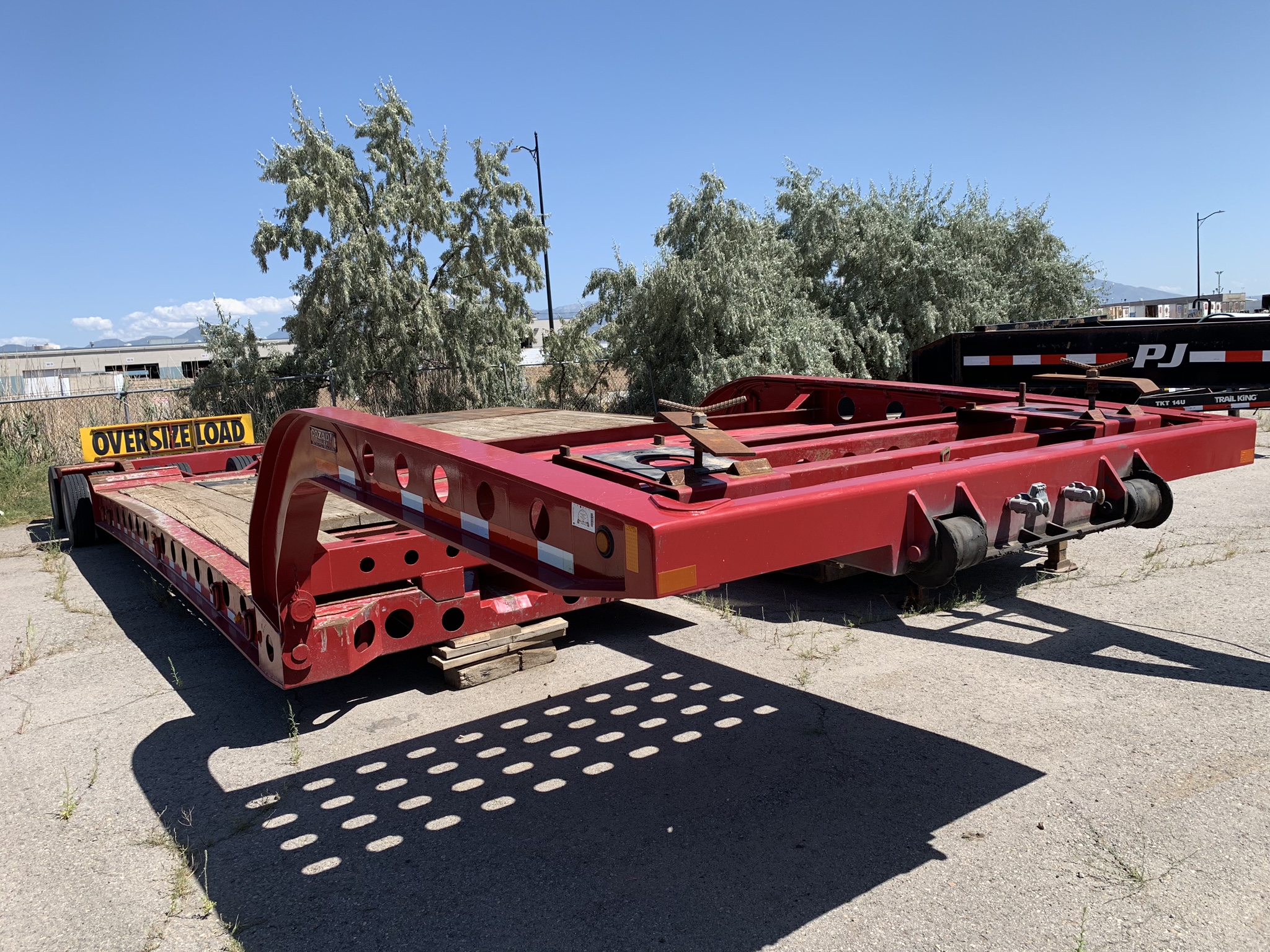 60 TON MANUAL TRAILER - Dogface Heavy Equipment Sales