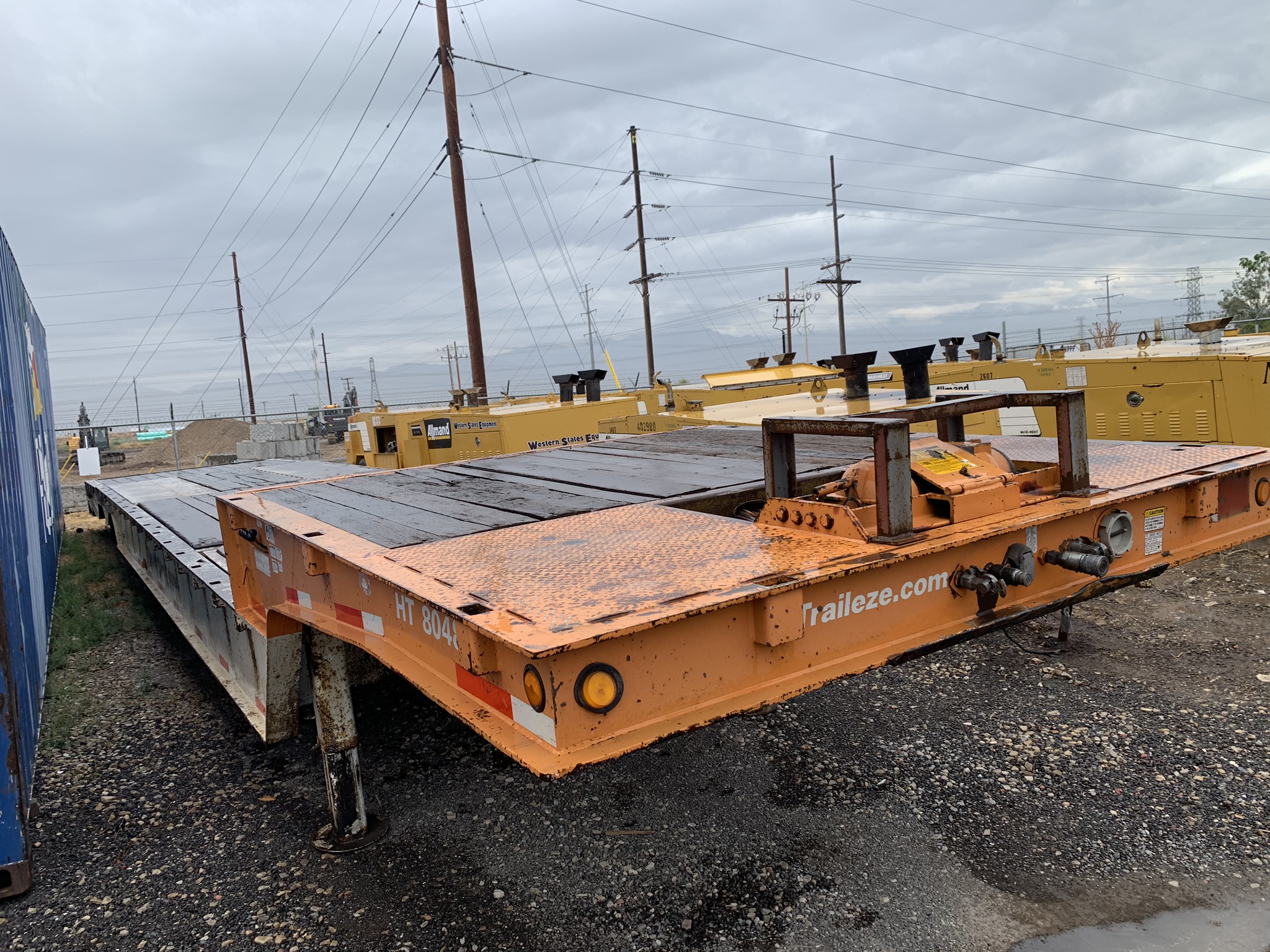 40 Ton Beavertail Trailer - Dogface Heavy Equipment Sales
