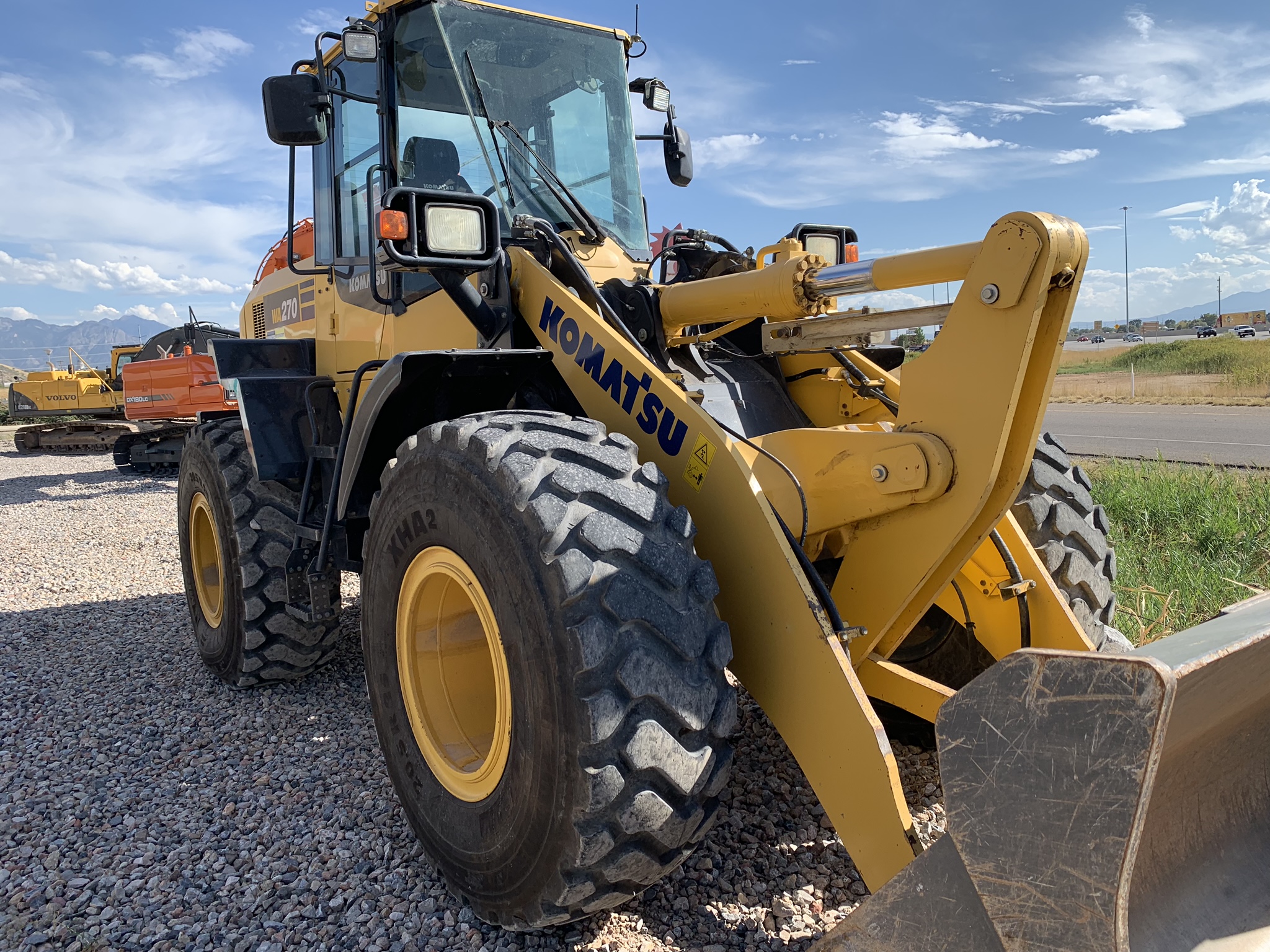 WA270 WHEEL LOADER - Dogface Heavy Equipment Sales