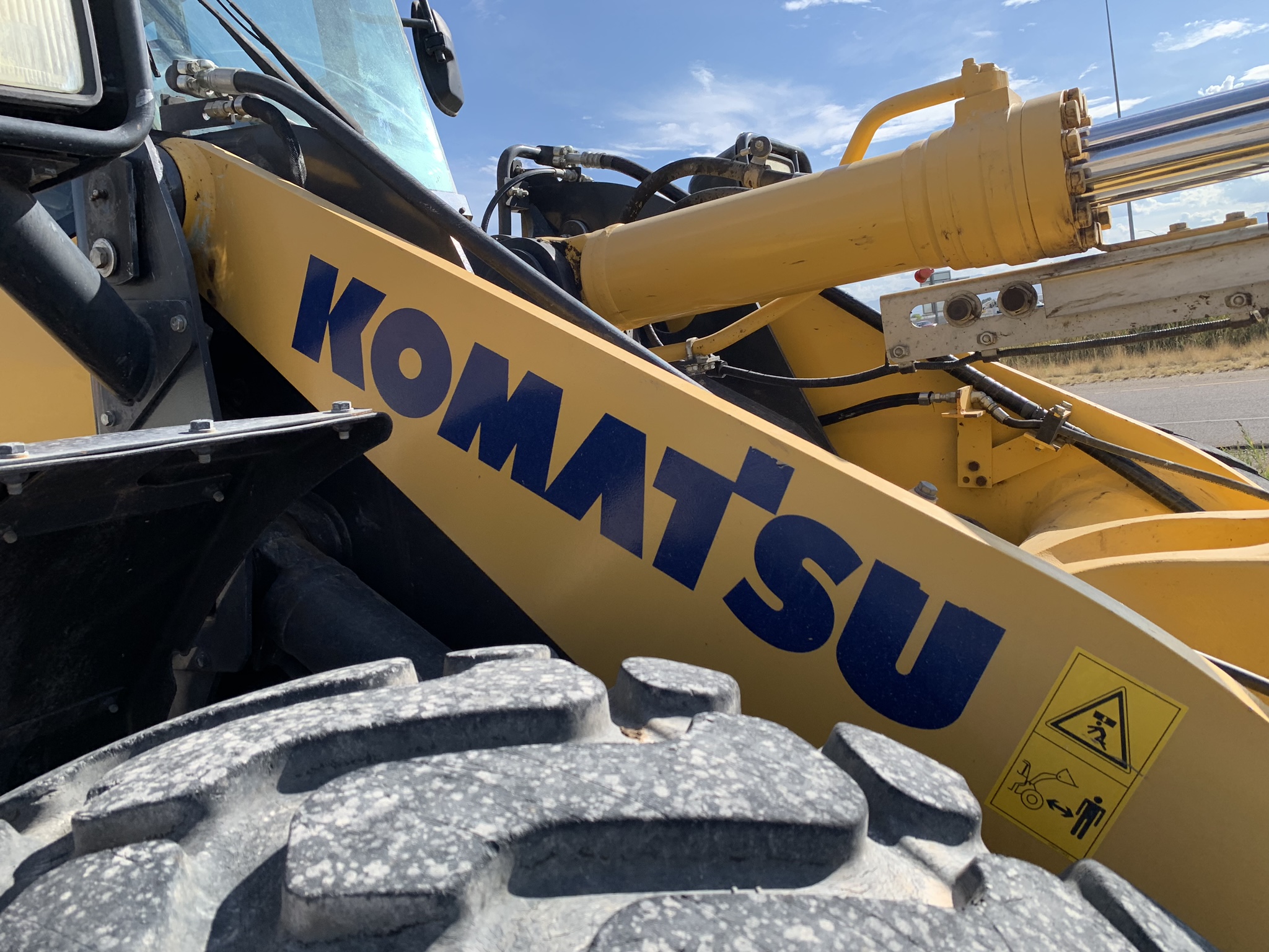 WA270 WHEEL LOADER - Dogface Heavy Equipment Sales