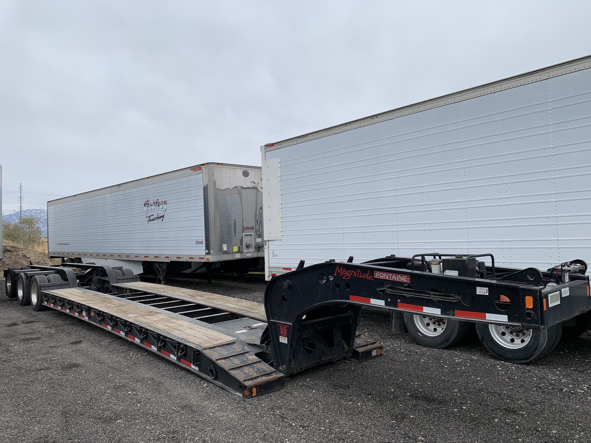 55 TON RGN GOOSENECK TRAILER - Dogface Heavy Equipment Sales