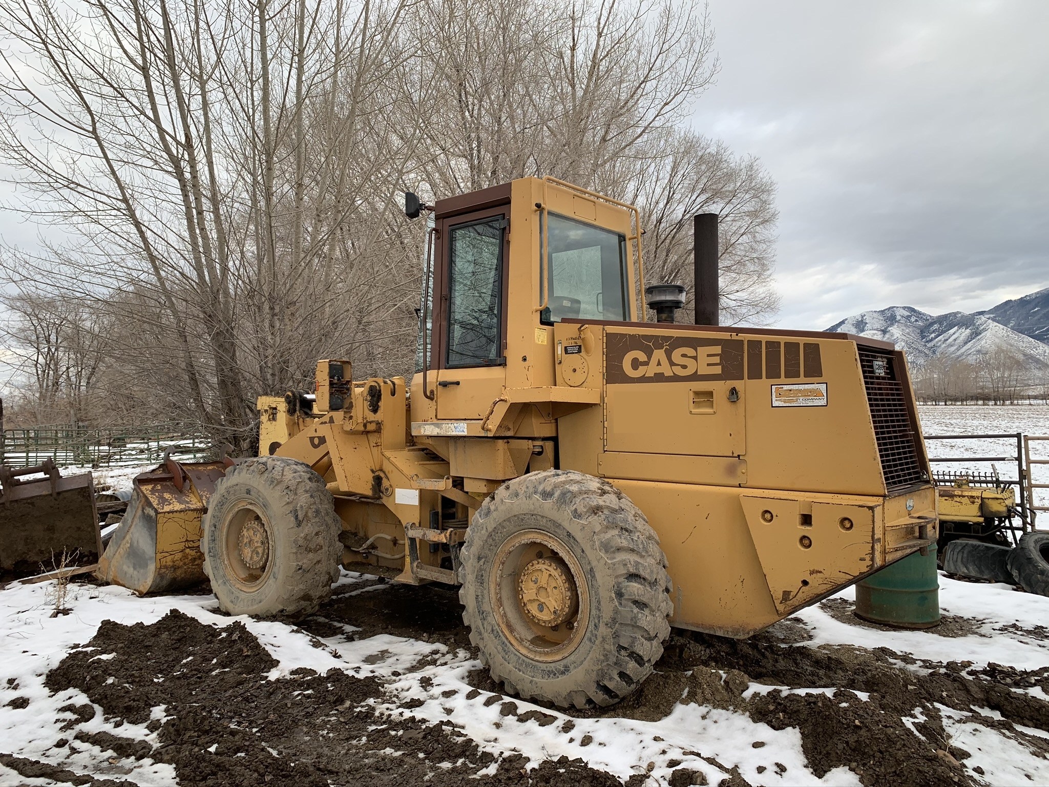 621B WHEEL LOADER - Dogface Heavy Equipment Sales