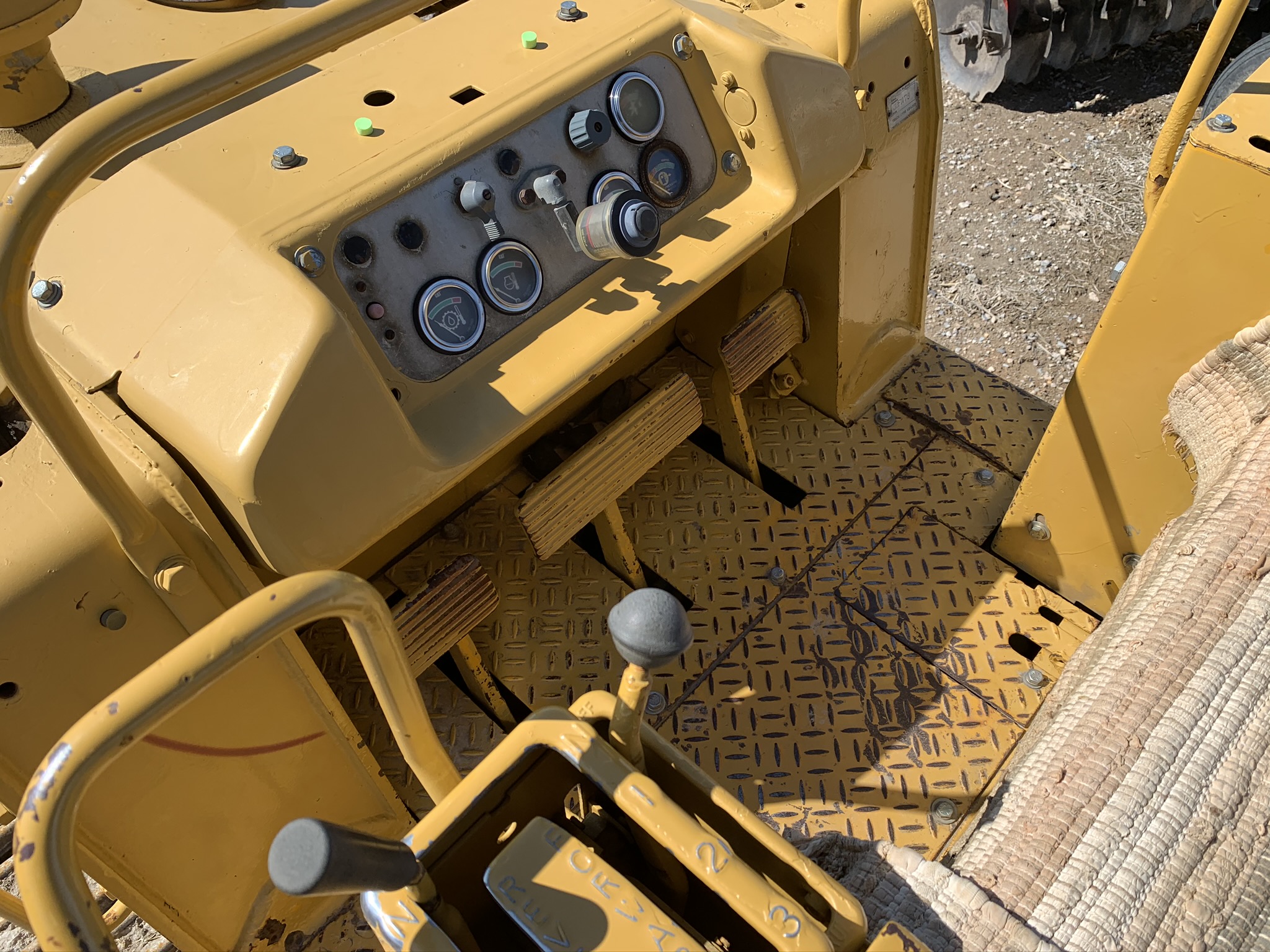 951-C TRACK LOADER - Dogface Heavy Equipment Sales