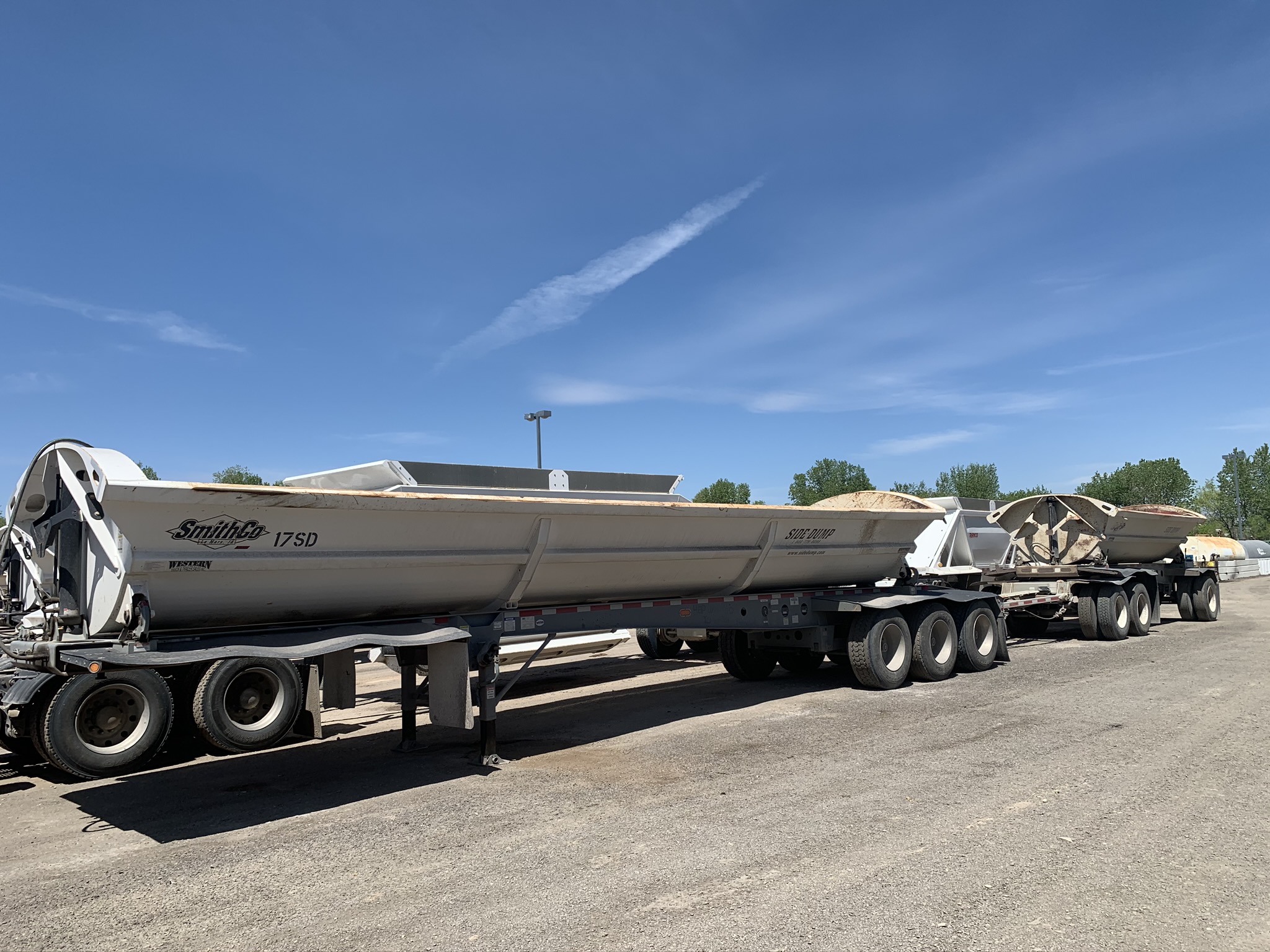 SXL3-42-34 AND S1FP-23-27 SIDE DUMP SET - Dogface Heavy Equipment Sales ...