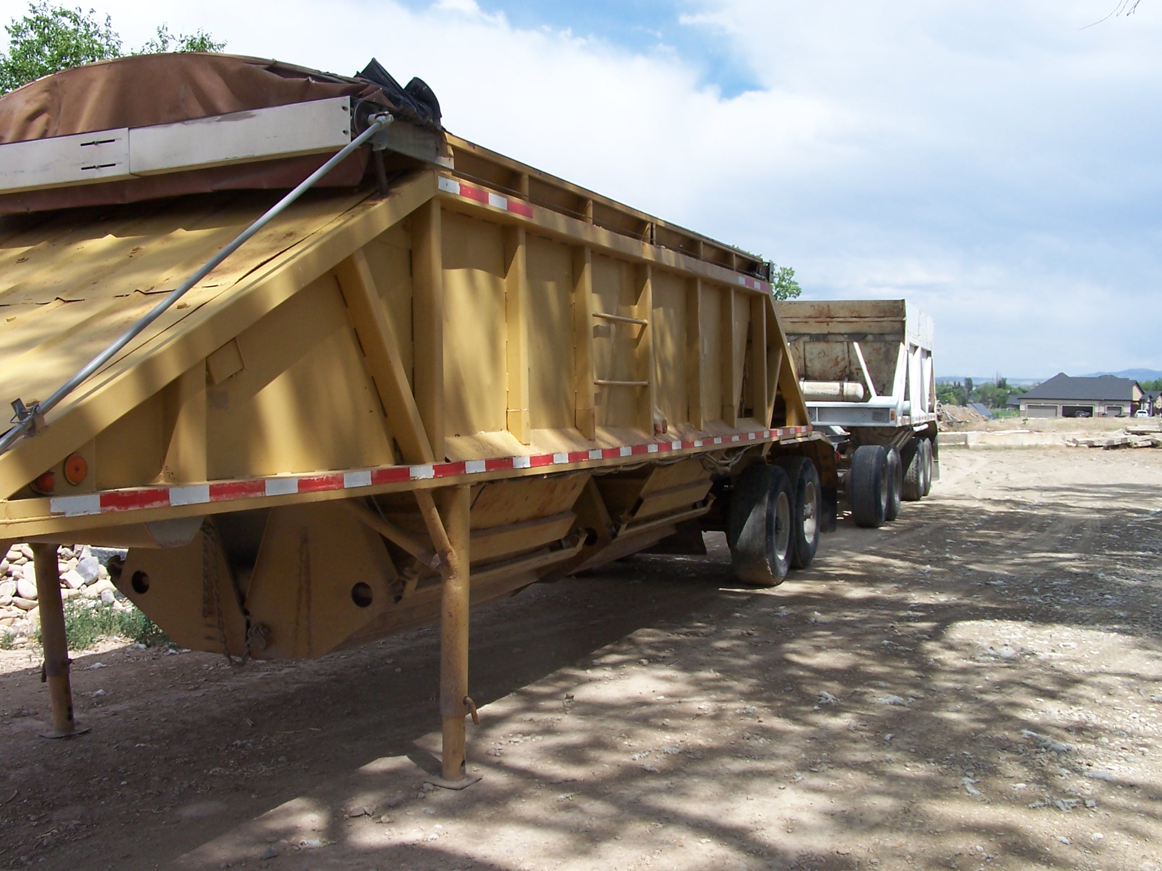 BELLY DUMP SET - Dogface Heavy Equipment Sales