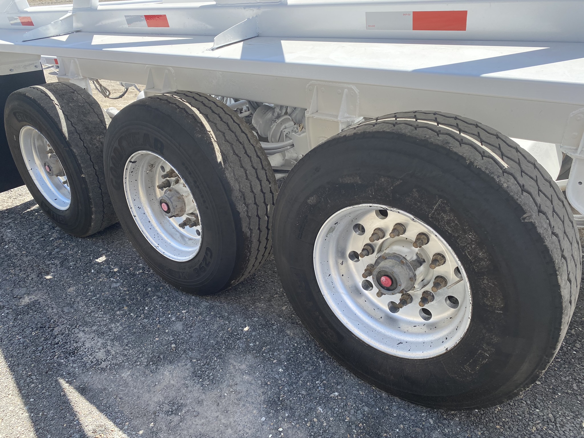 BELLY DUMP TRAILER SET - Dogface Heavy Equipment Sales