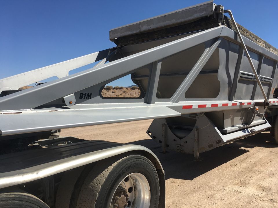 Belly Dump Set - Dogface Heavy Equipment Sales : Dogface Heavy ...