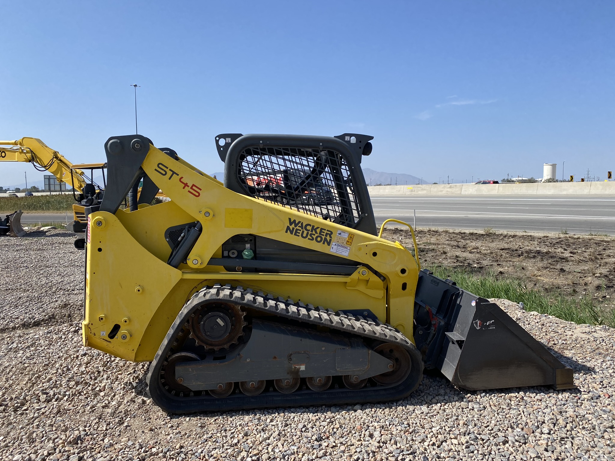 ST45 TRACK LOADER - Dogface Heavy Equipment Sales