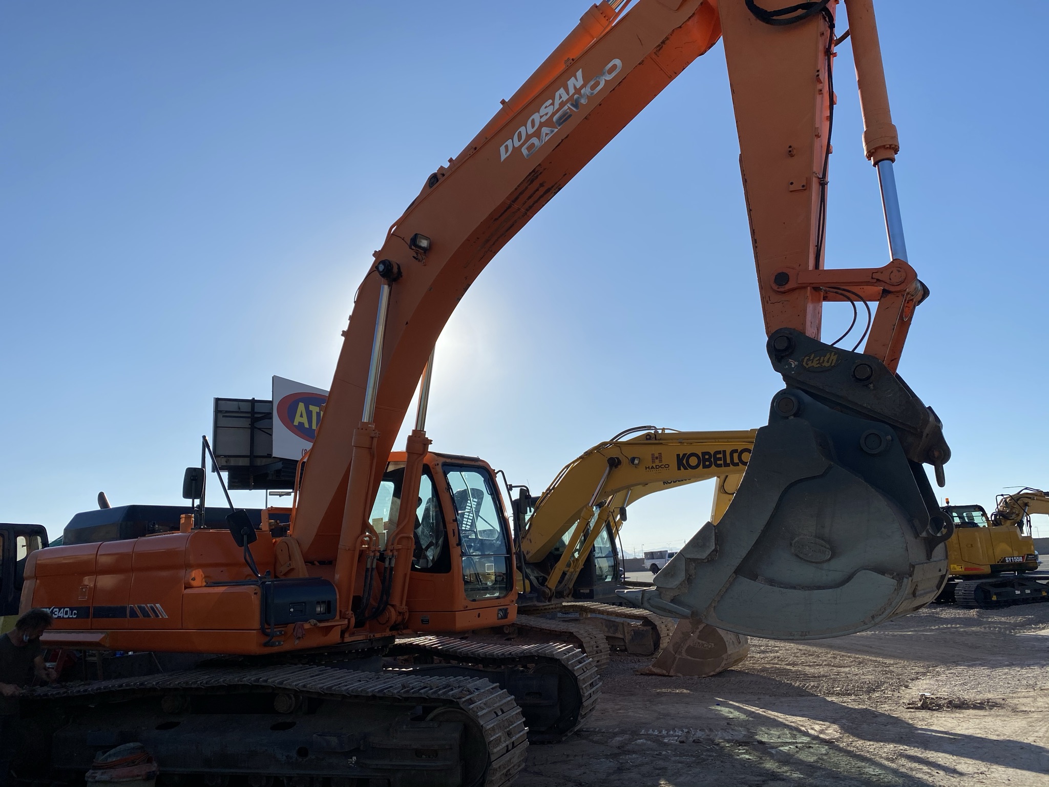DX340LC EXCAVATOR - Dogface Heavy Equipment Sales : Dogface Heavy ...