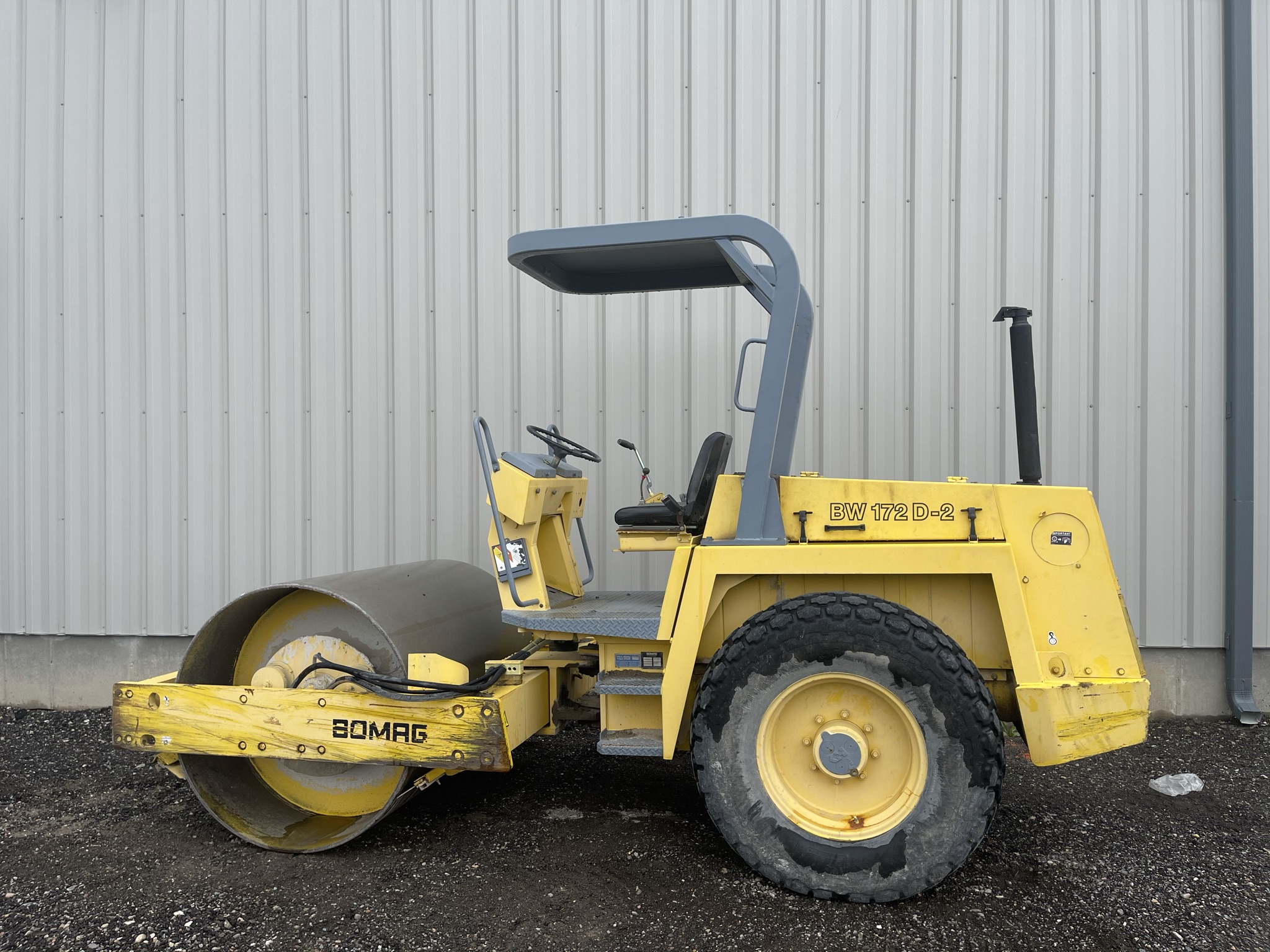 172D-2 SMOOTH DRUM COMPACTOR - Dogface Heavy Equipment Sales : Dogface ...