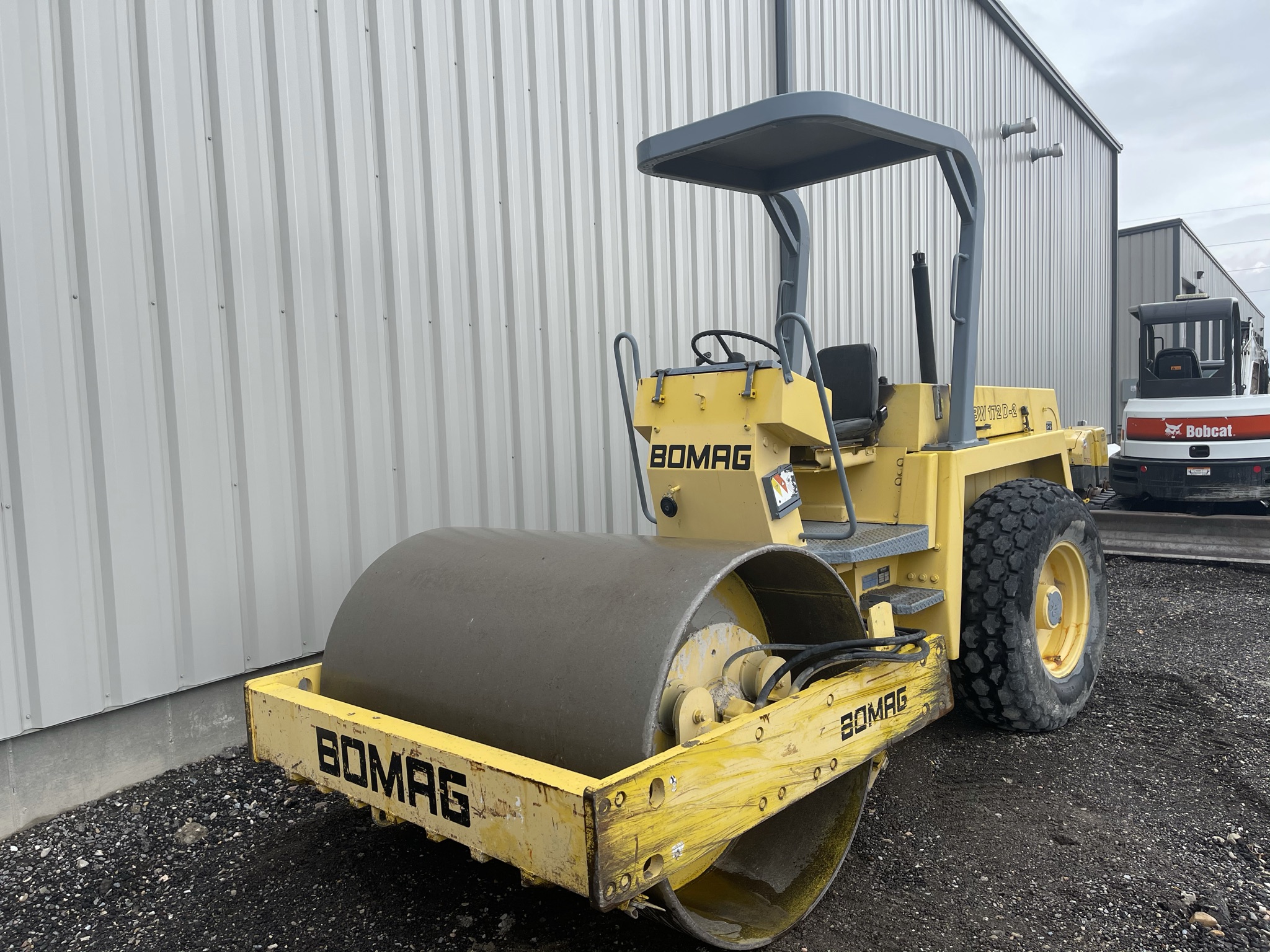 172D-2 SMOOTH DRUM COMPACTOR - Dogface Heavy Equipment Sales