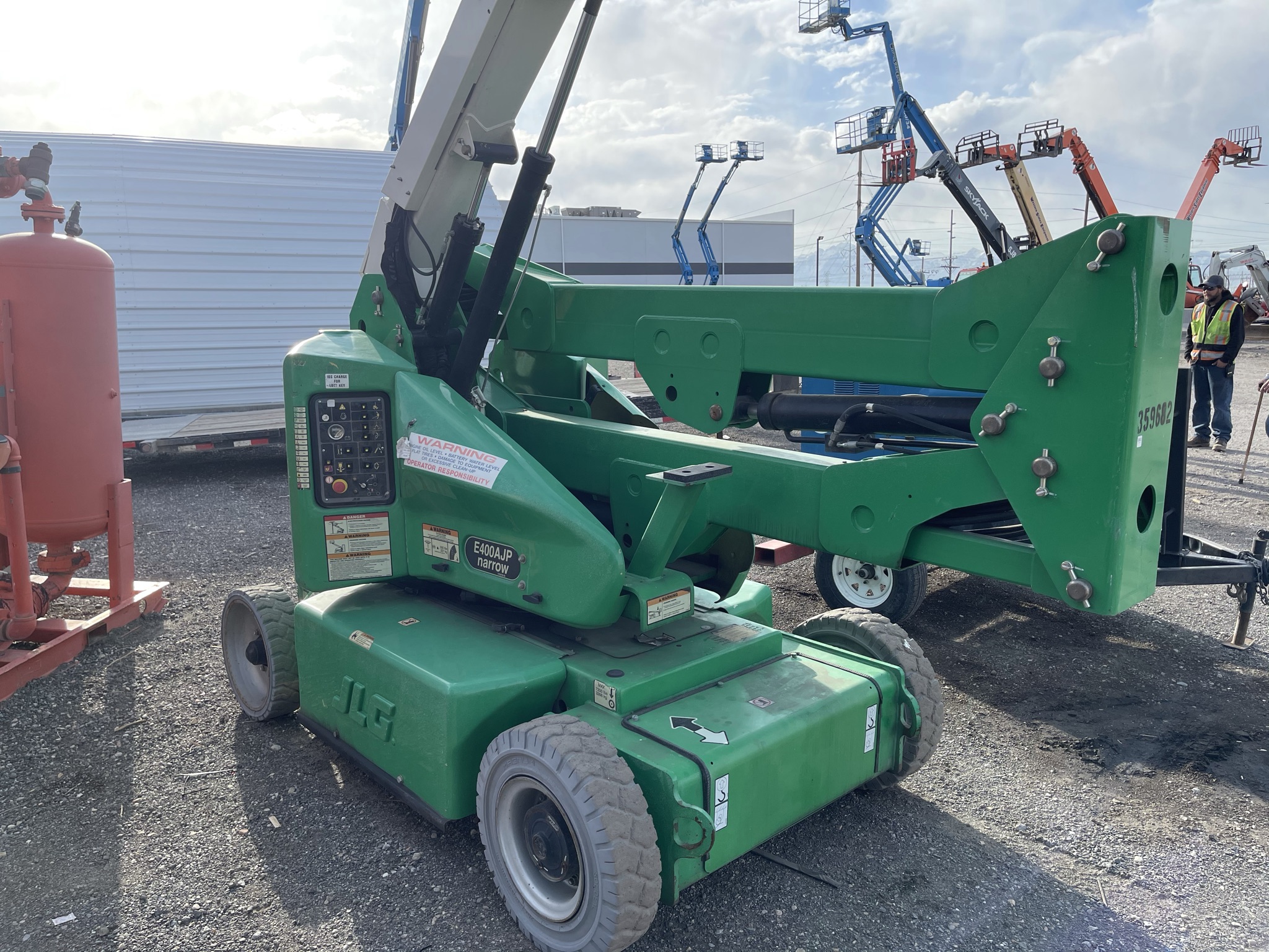 E400AJPN SICCOR LIFT - Dogface Heavy Equipment Sales