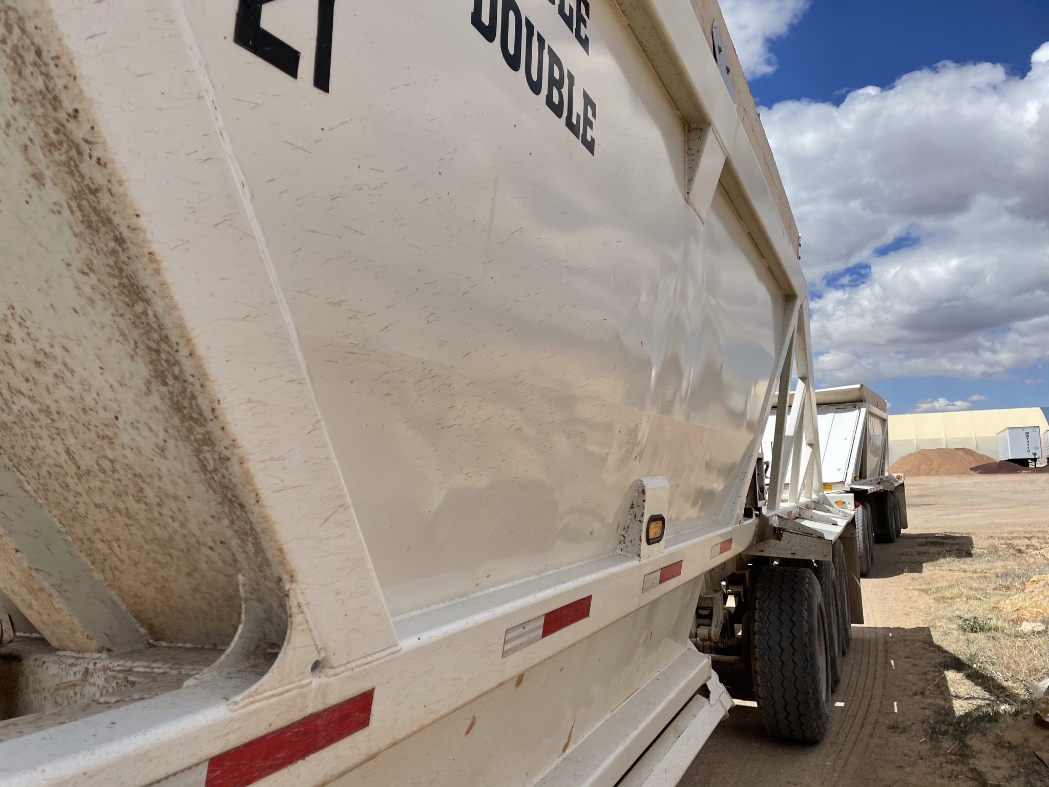 Belly Dump Set - Dogface Heavy Equipment Sales