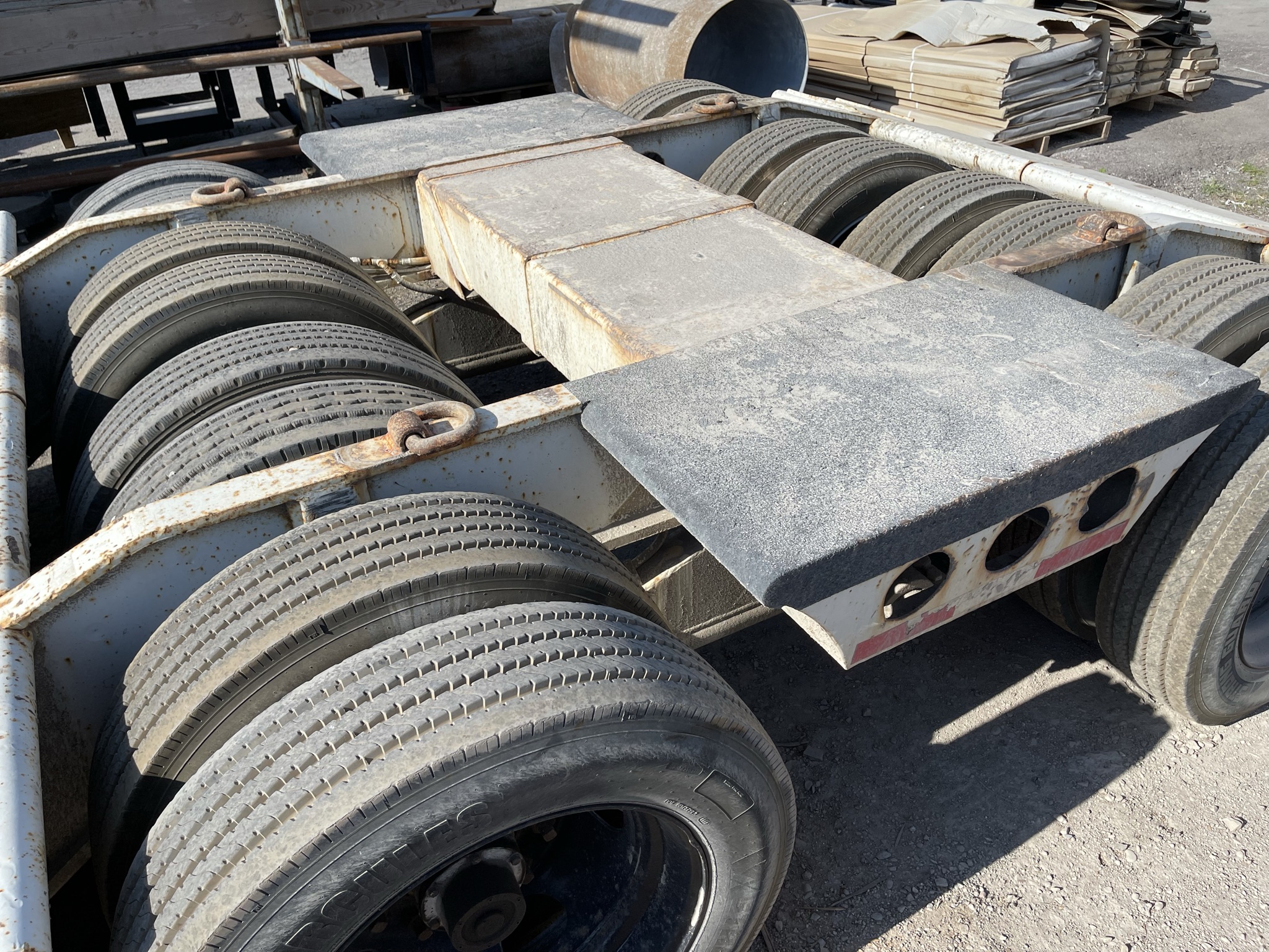 44 TON TRAILER - Dogface Heavy Equipment Sales