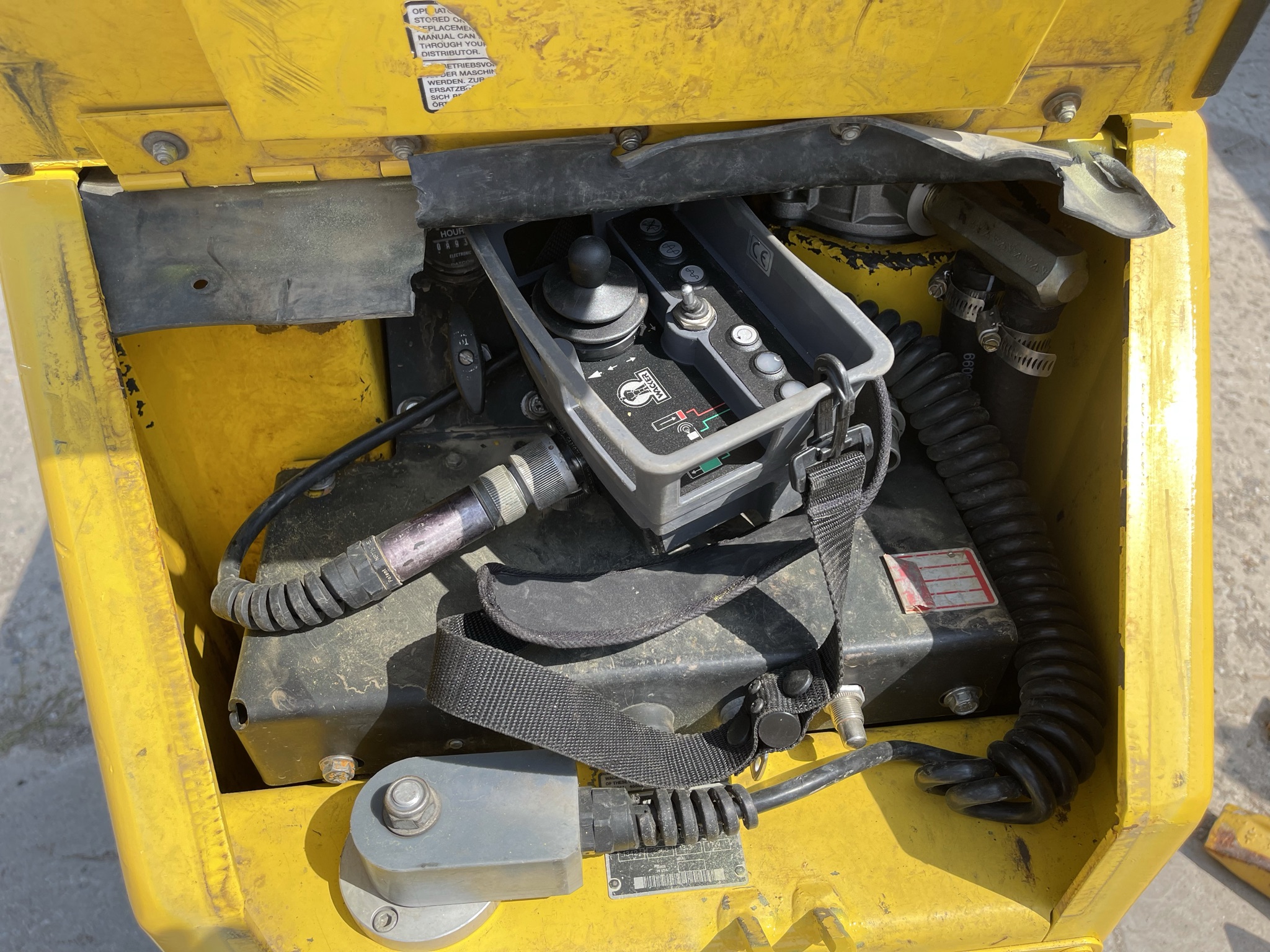 RT820 WALKBEHIND COMPACTOR - Dogface Heavy Equipment Sales