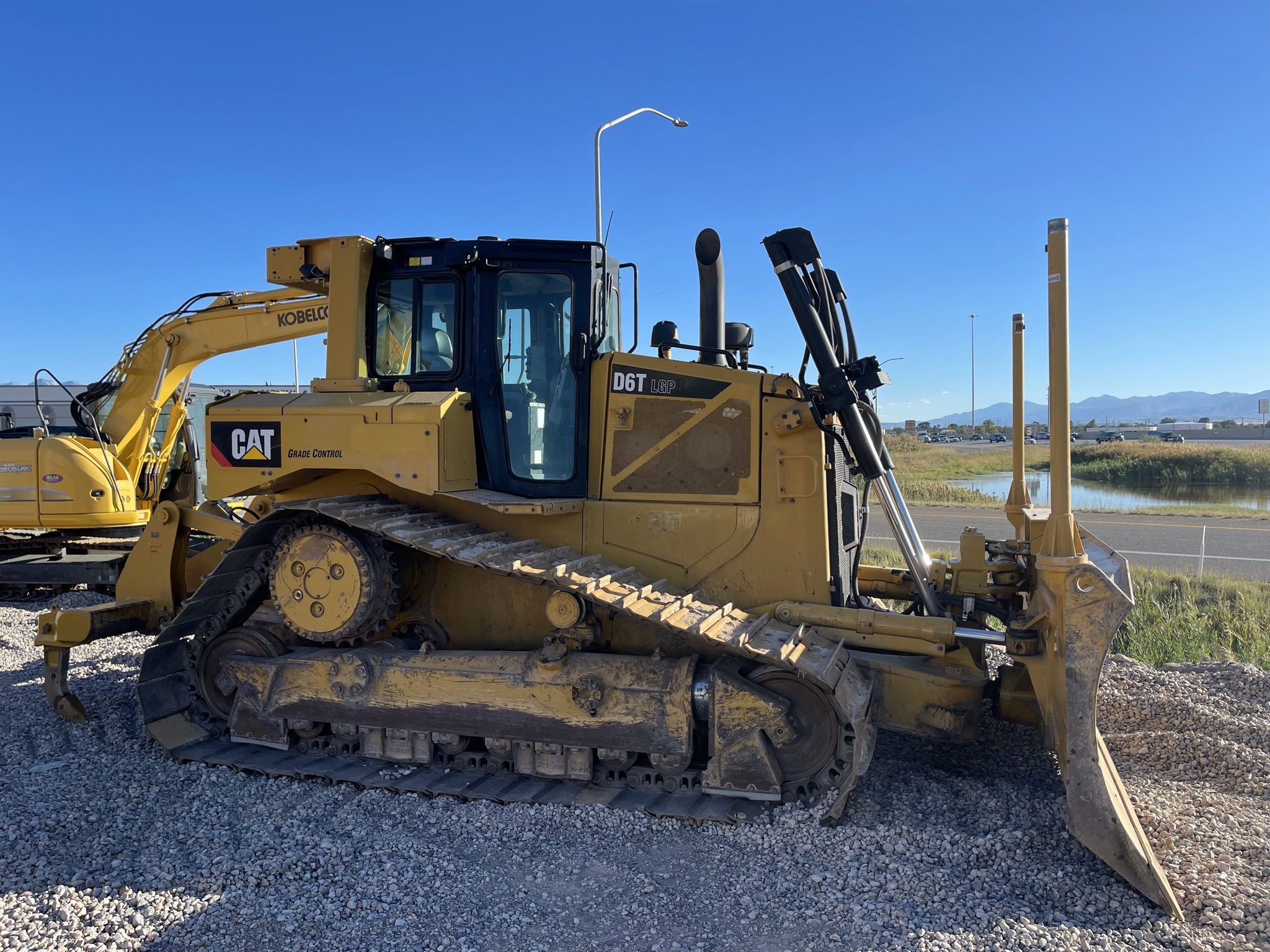 D6T LGP DOZER - Dogface Heavy Equipment Sales