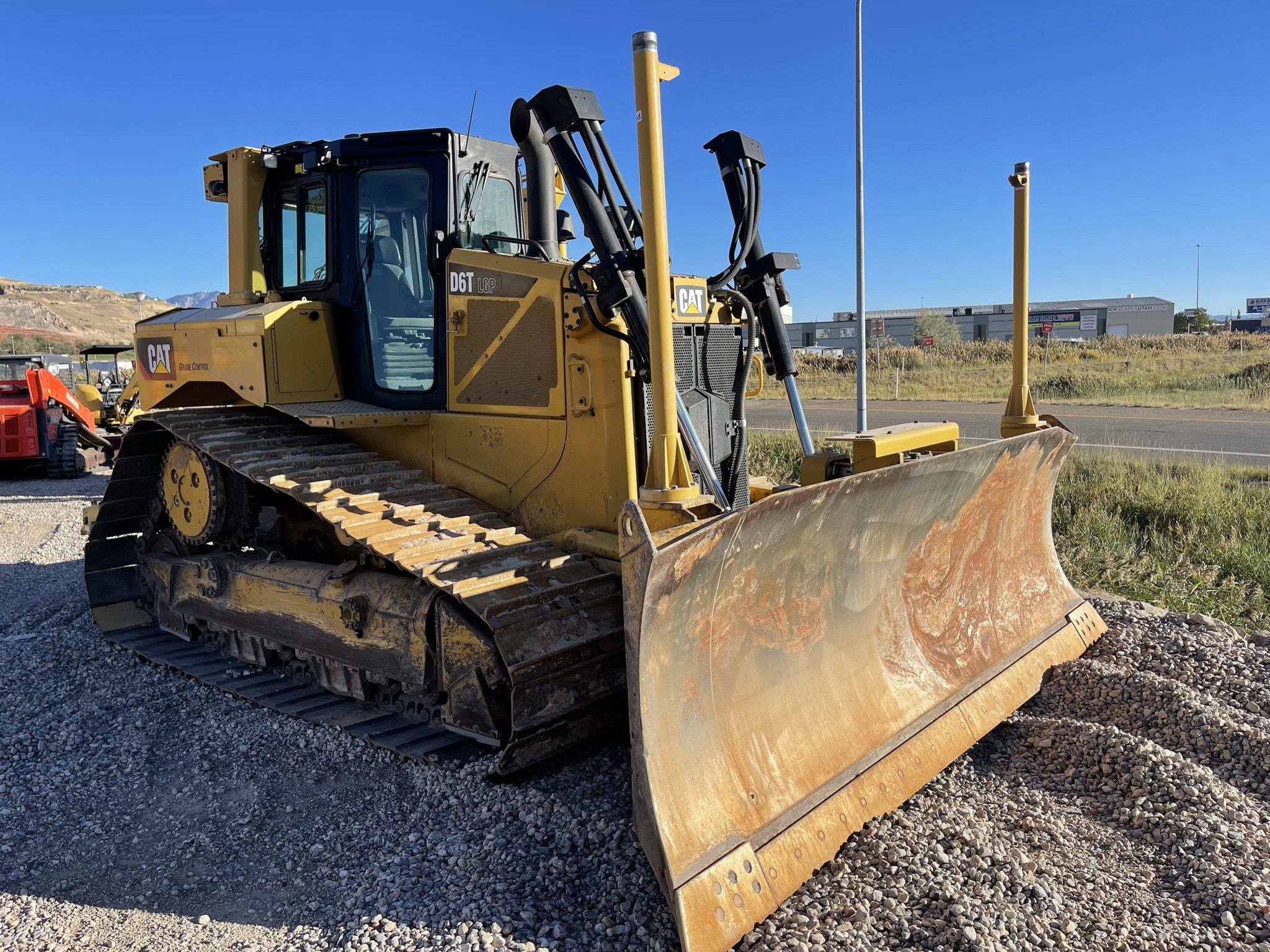 D6T LGP DOZER - Dogface Heavy Equipment Sales