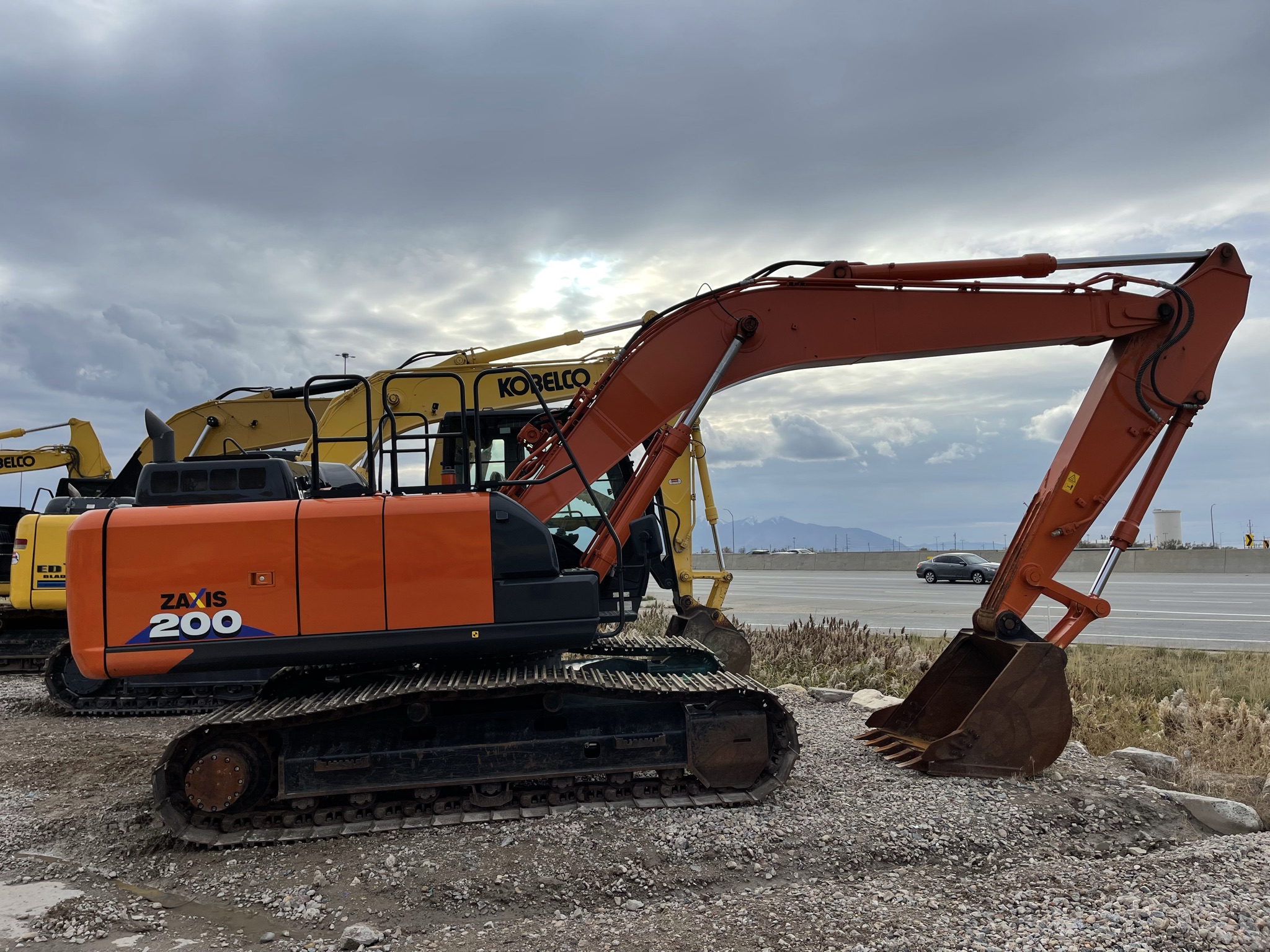 ZAXIS 200 EXCAVATOR - Dogface Heavy Equipment Sales