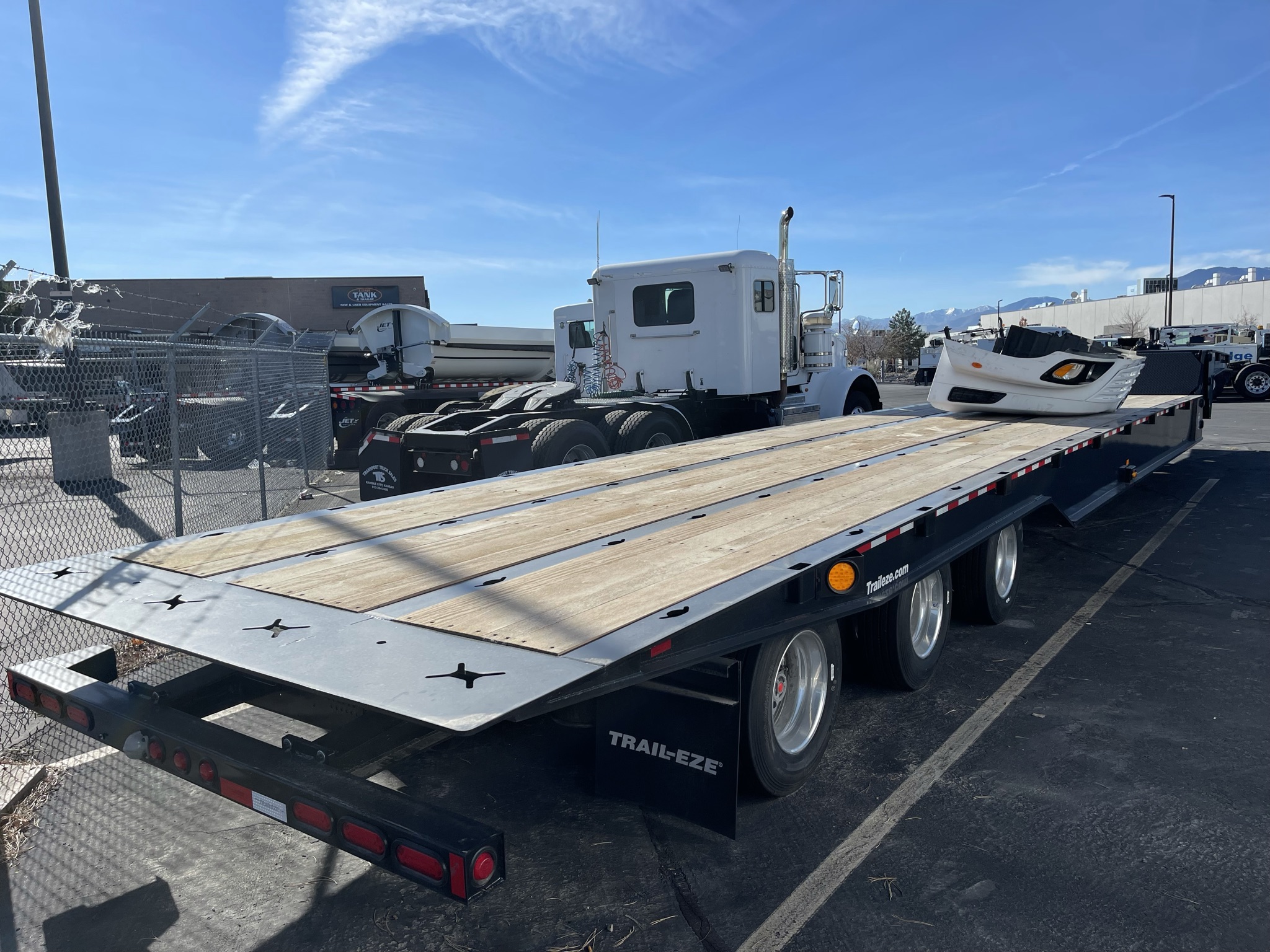 55 TON TE1101 TRAILER - Dogface Heavy Equipment Sales : Dogface Heavy ...