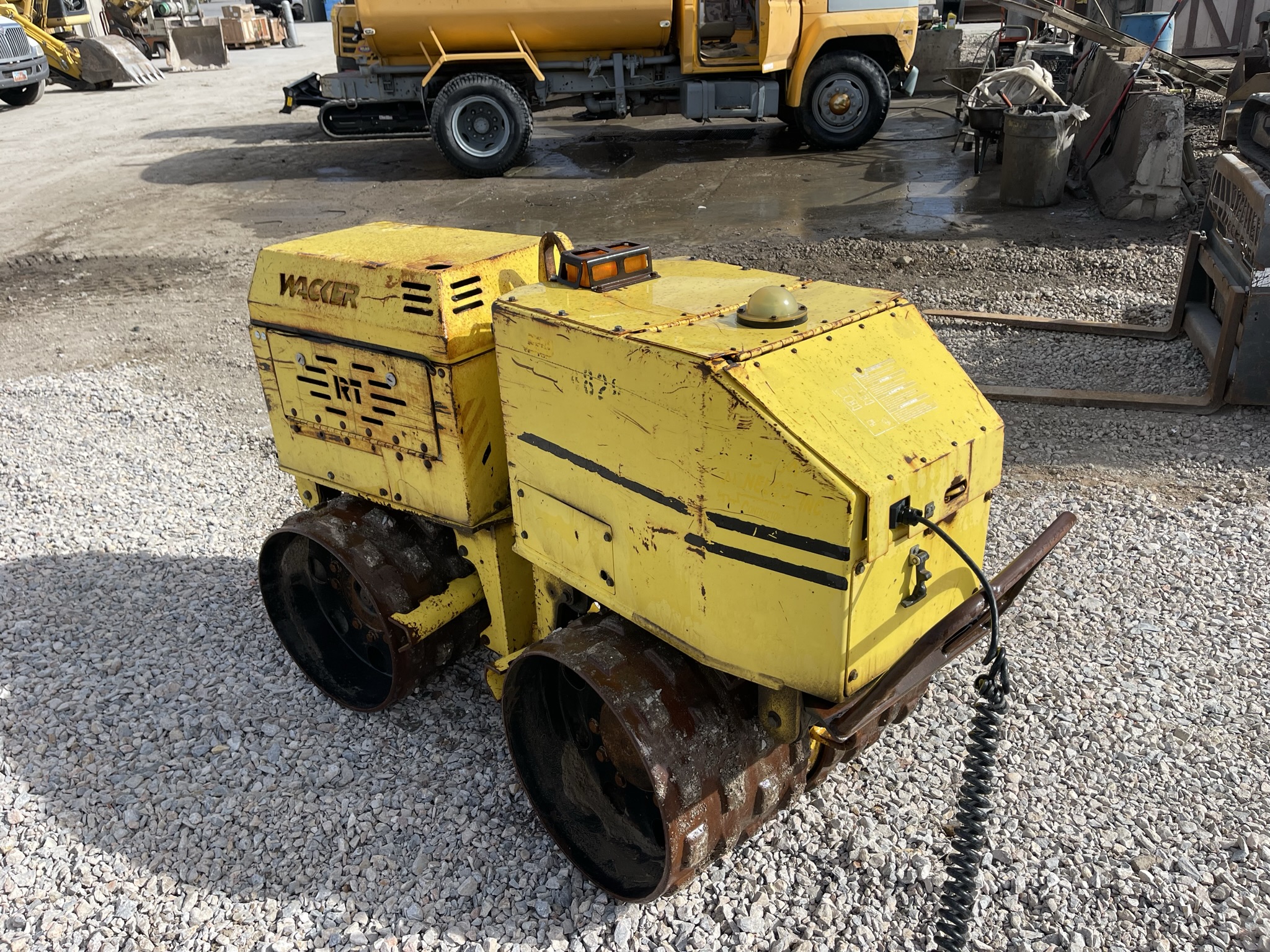 RT820 WALKBEHIND COMPACTOR - Dogface Heavy Equipment Sales