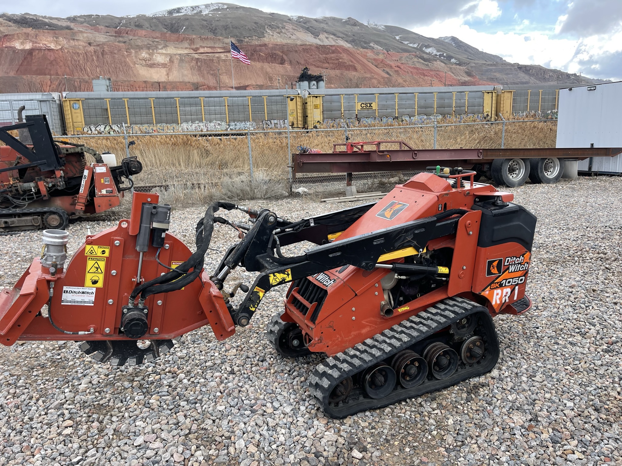 SK1050 RIDE ON TRAC MACHINE - Dogface Heavy Equipment Sales