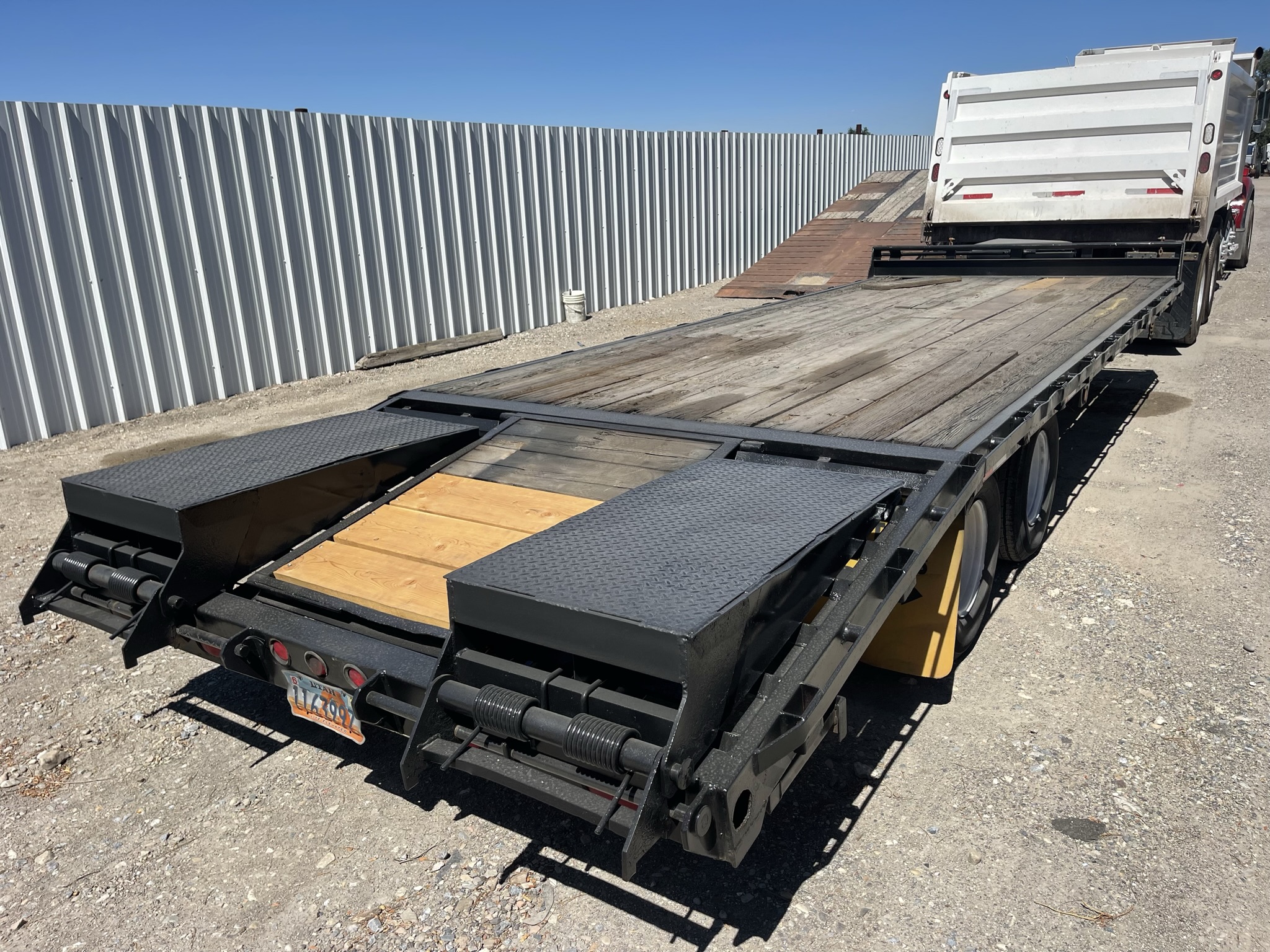 12 TON BEAVERTAIL TRAILER Dogface Heavy Equipment Sales Dogface 12 TON BEAVERTAIL TRAILER Dogface Heavy Equipment Sales Dogface