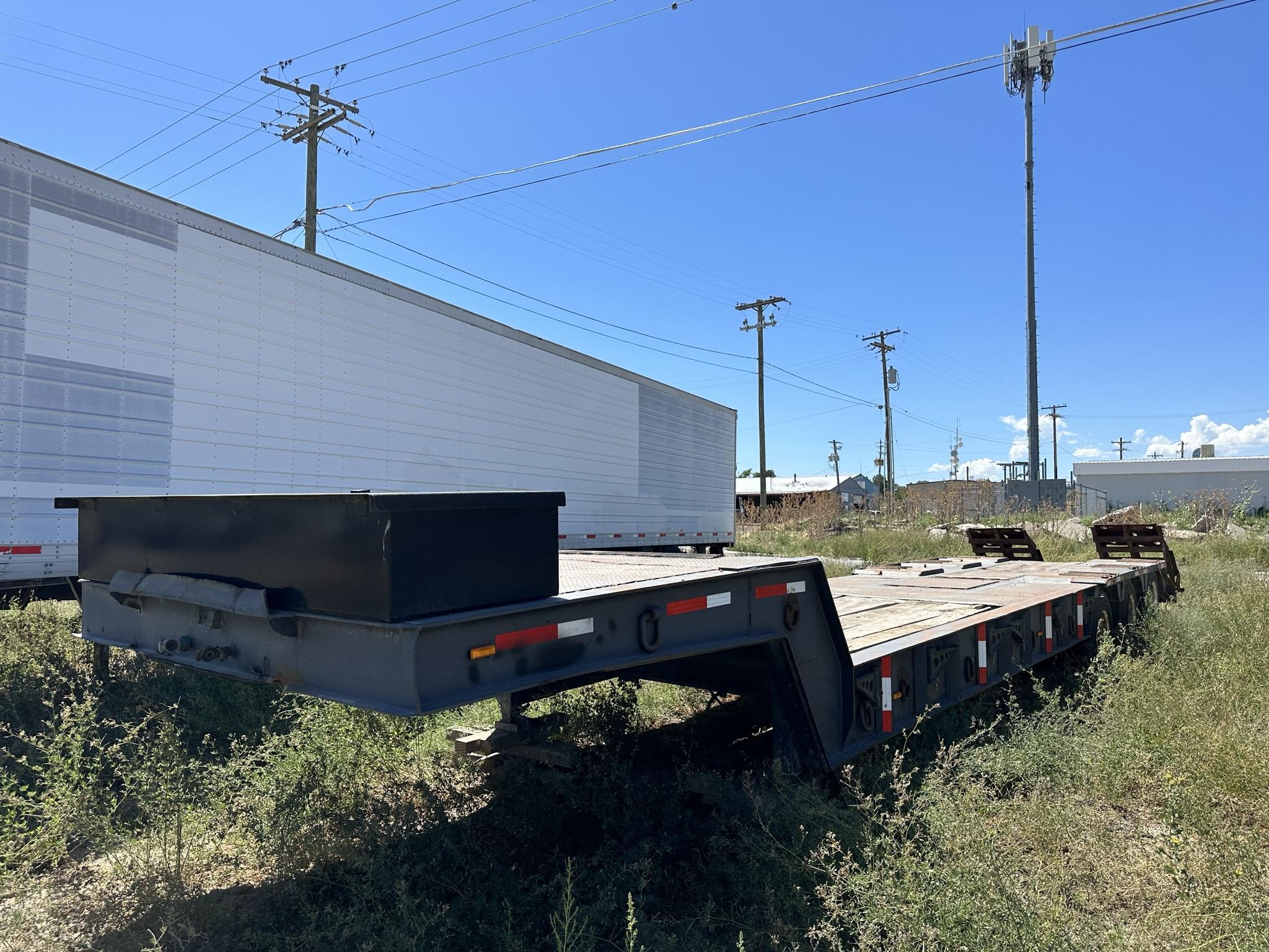 HS 35 TON GOOSENECK TRAILER - Dogface Heavy Equipment Sales