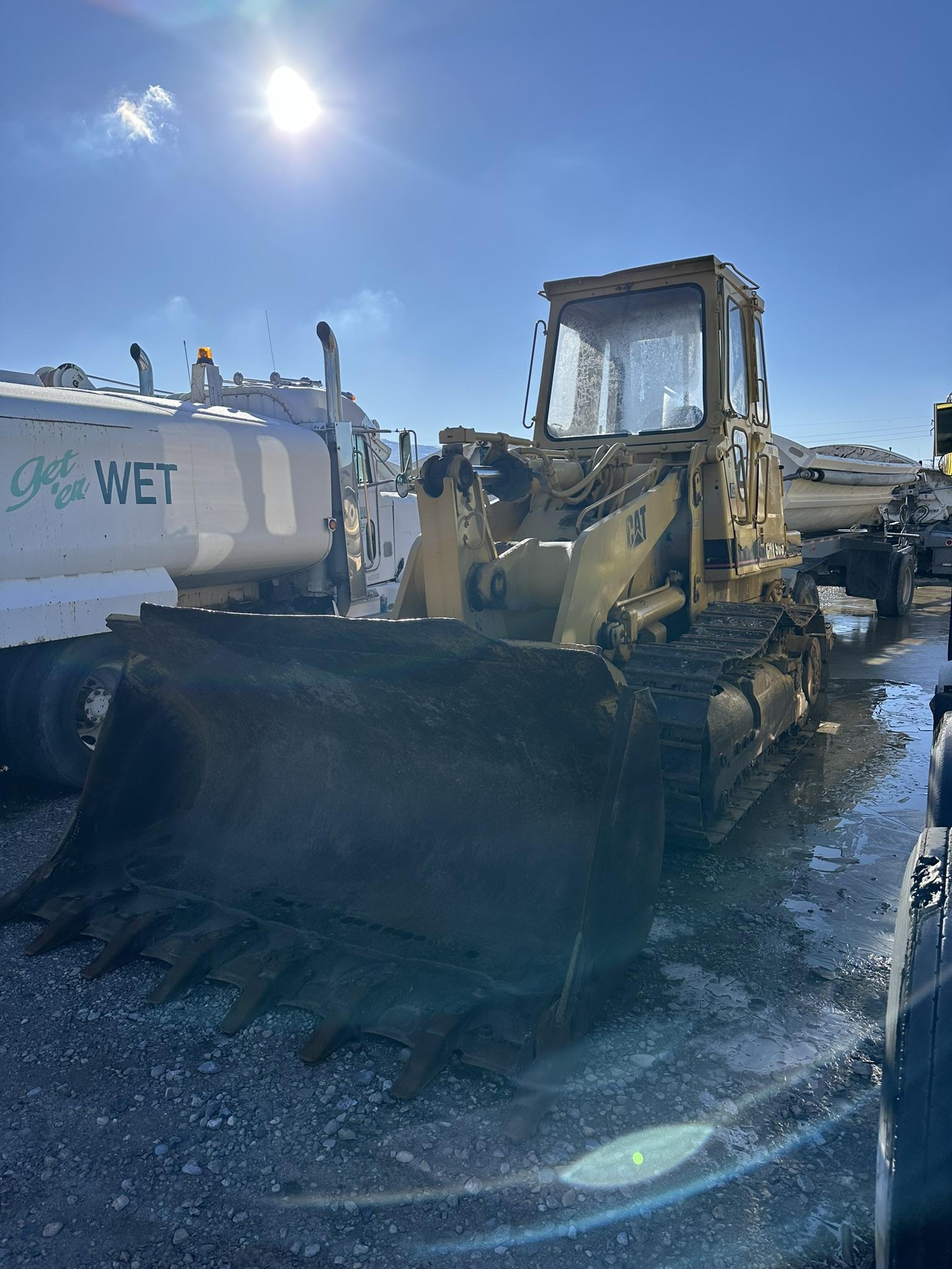 963 TRAC LOADER - Dogface Heavy Equipment Sales