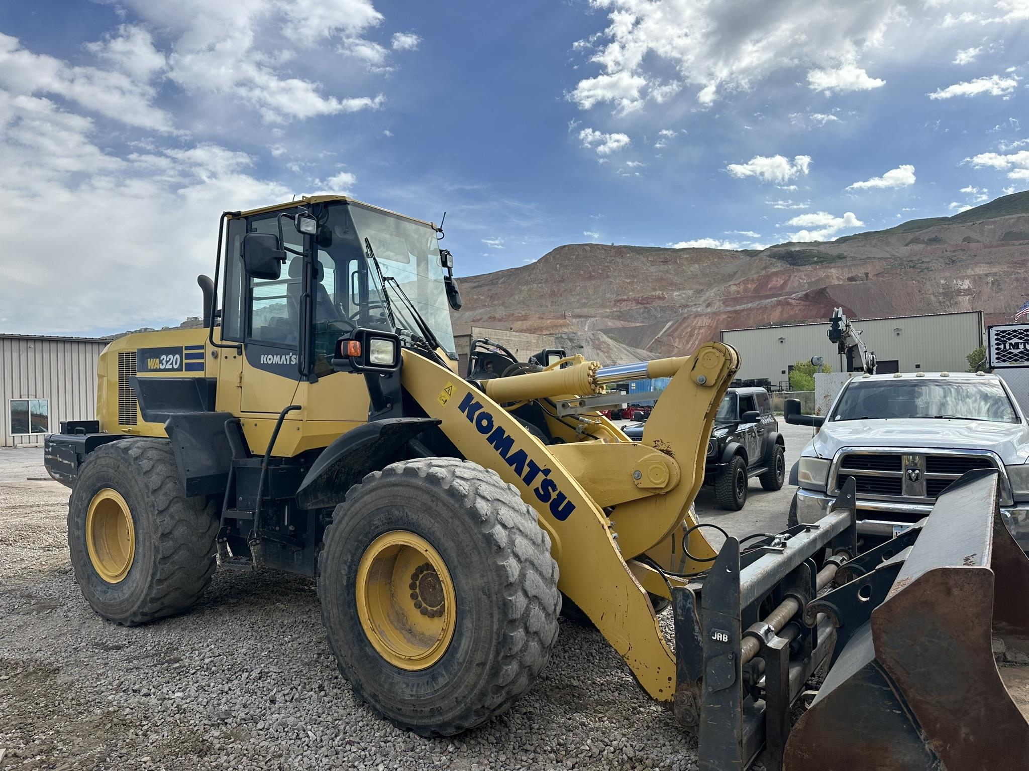 WA320-7 WHEEL LOADER - Dogface Heavy Equipment Sales
